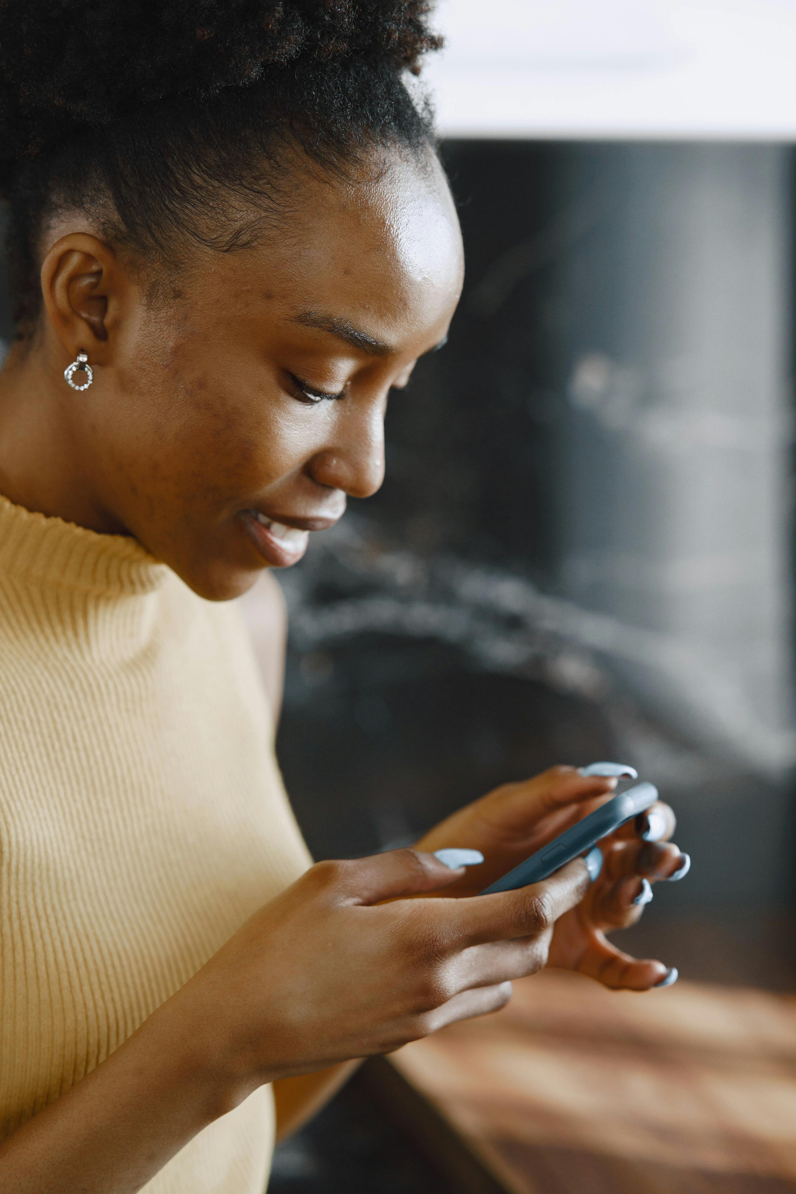 Someone Smiling Side Profile On Phone Photos, Download The BEST Free ...