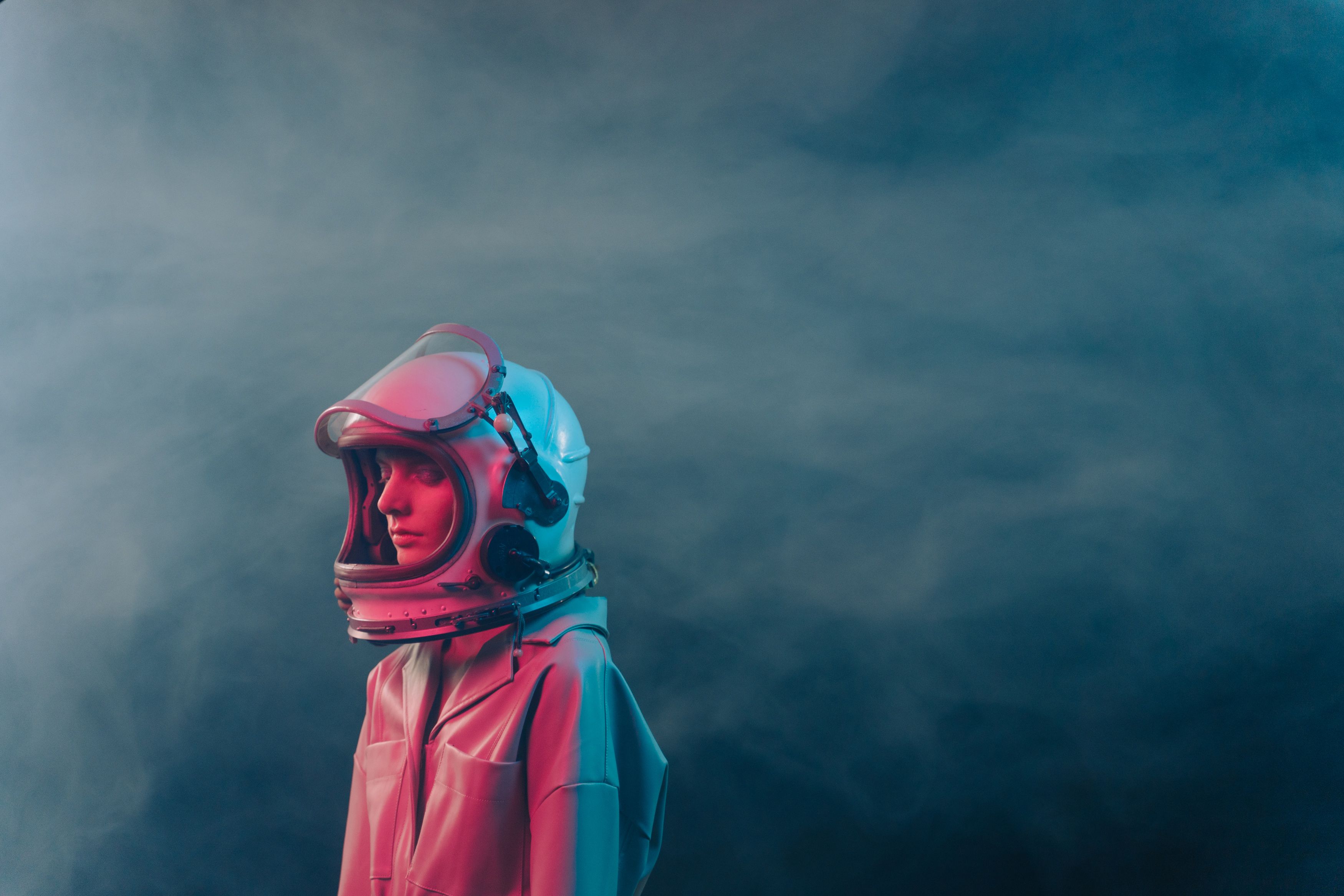 Astronaut Smoking Photos, Download The BEST Free Astronaut Smoking ...