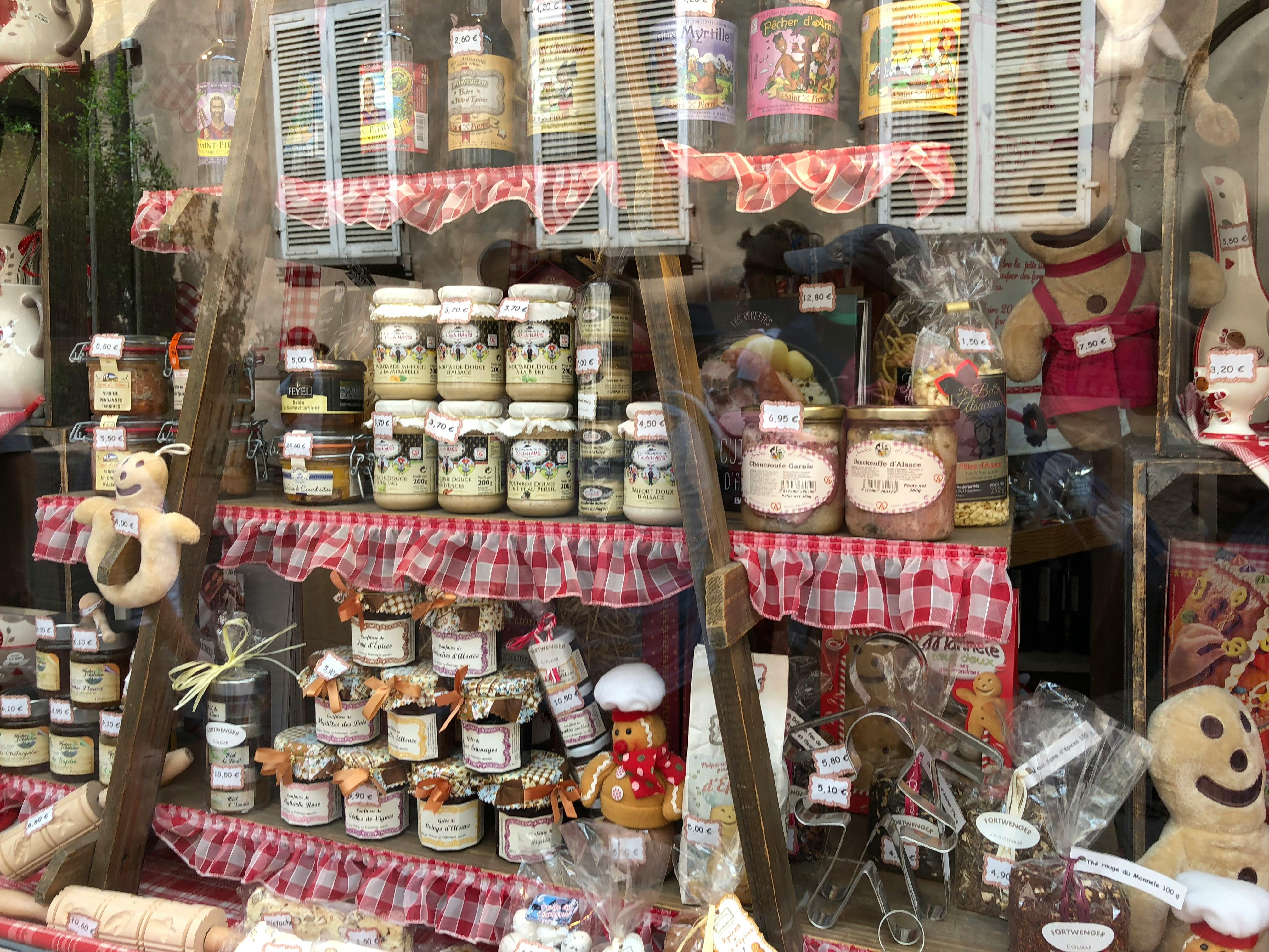 101+ Funny Hinge Prompts Answers Guaranteed to Get You More Matches in 2025