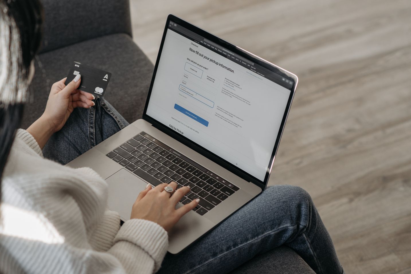 DCU Visa Platinum Credit Card Review & Comparison Guide
