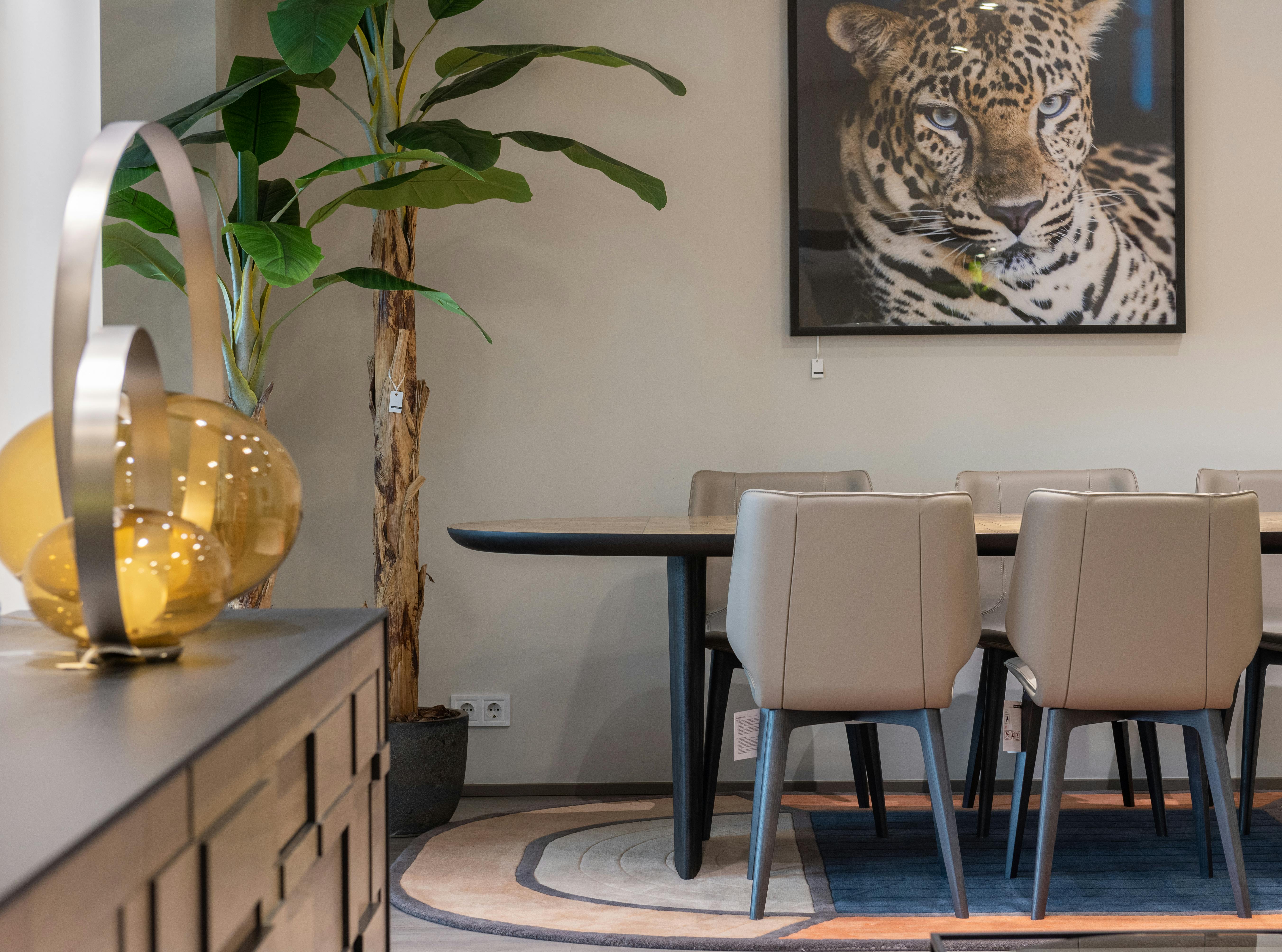 Stylish details of minimalistic room interior · Free Stock Photo