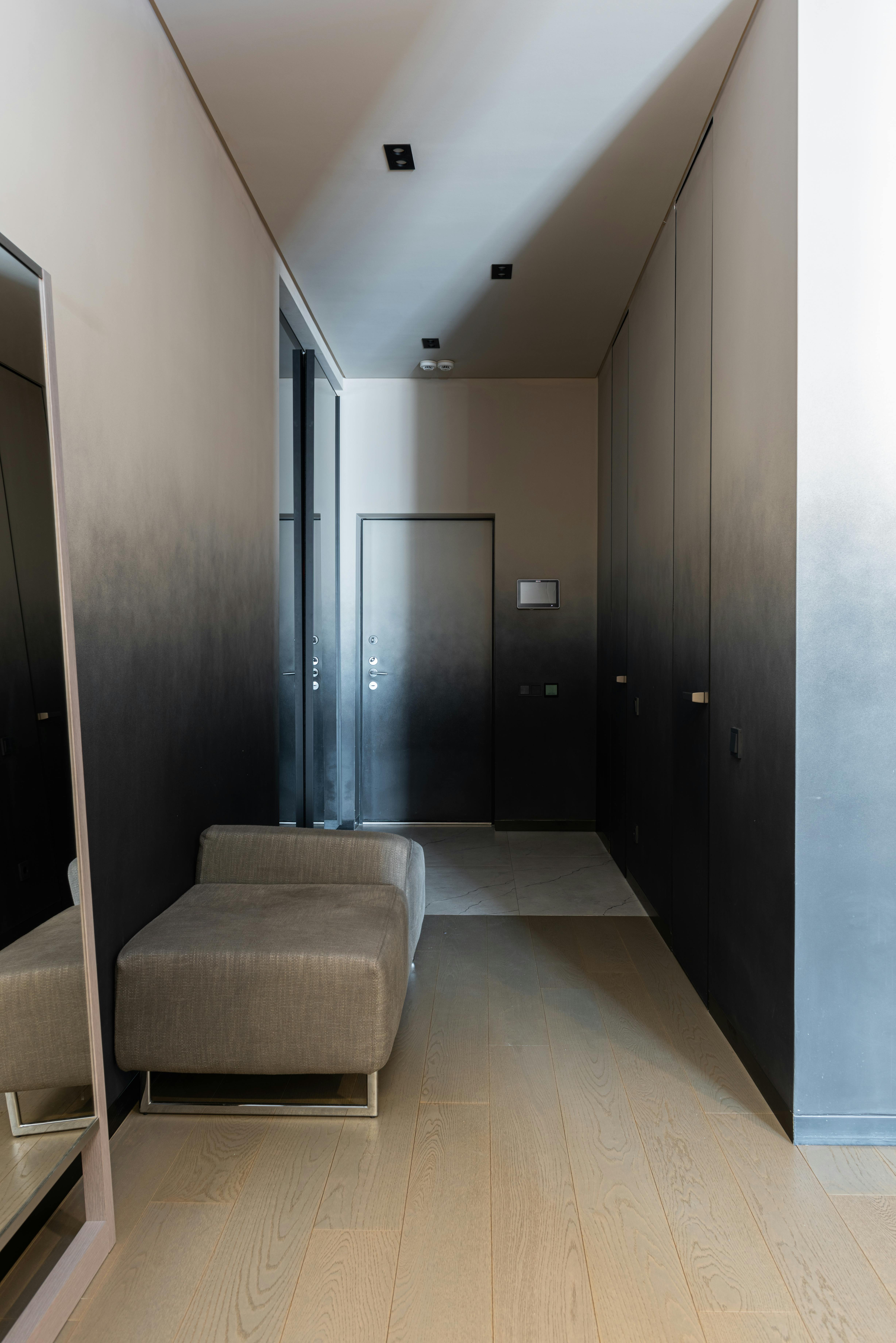 Interior of light hall in apartment · Free Stock Photo