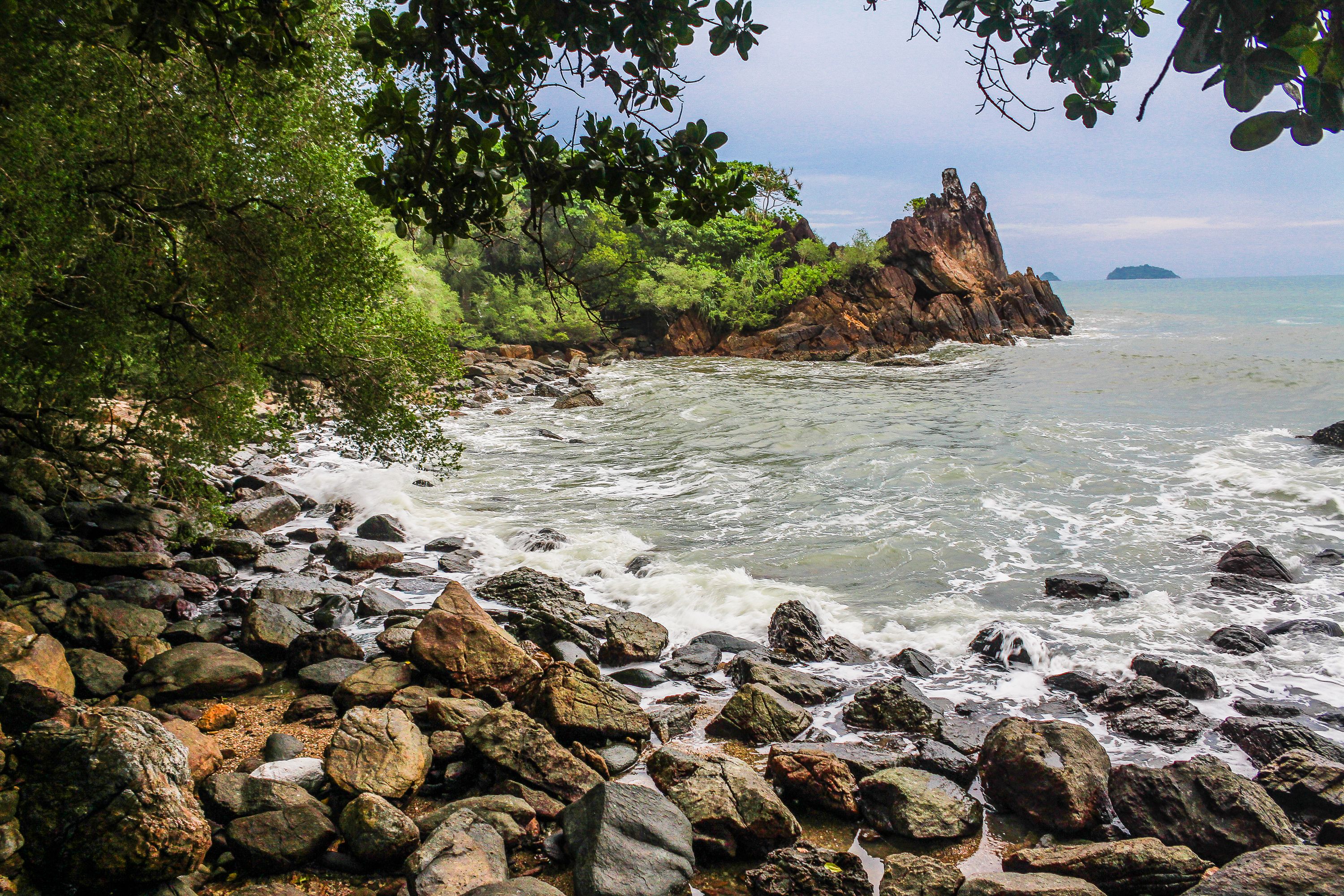 Landscape Photography of Sea Shore · Free Stock Photo