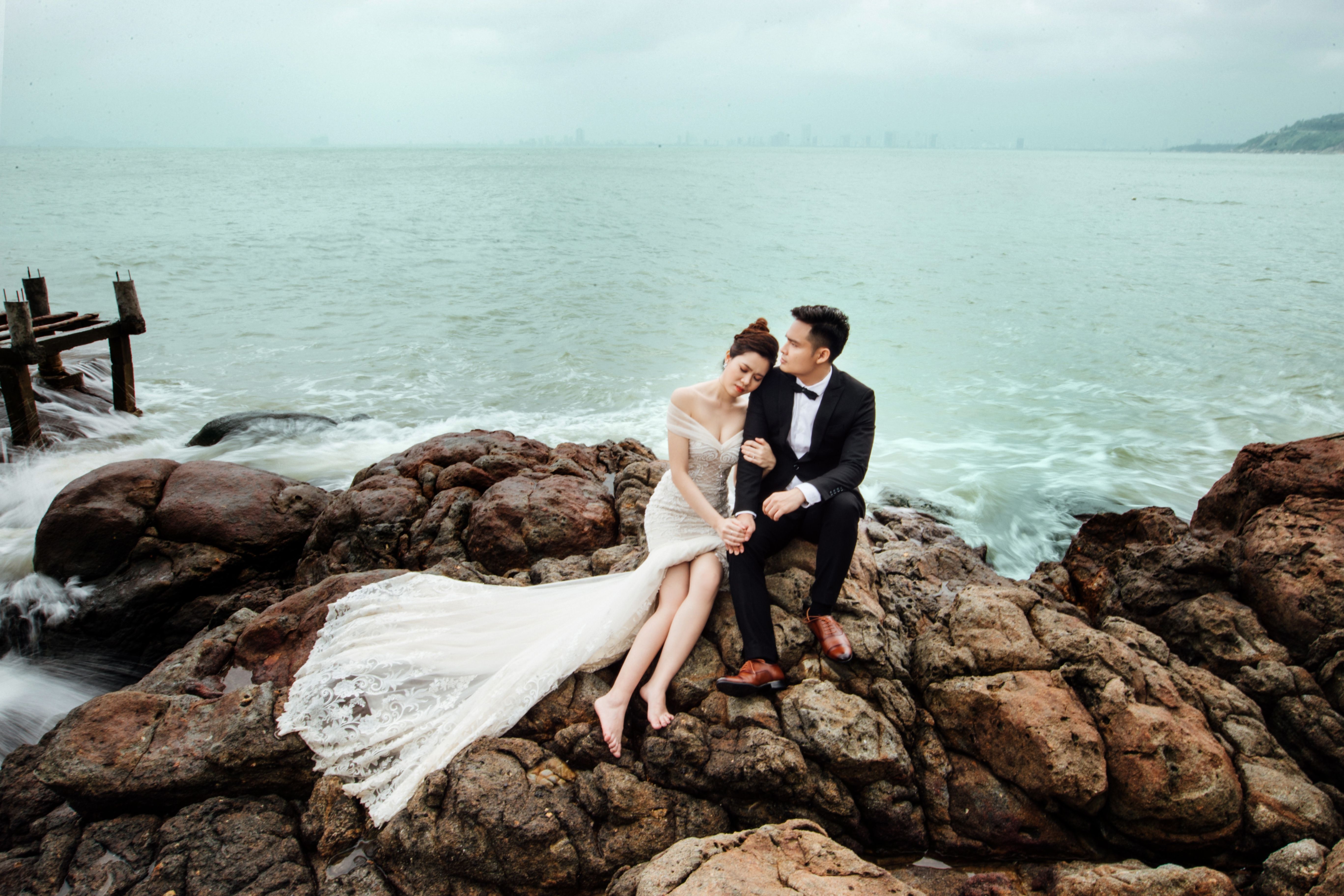Wedding Outdoor Photography of Young Beautiful Couple · Free Stock Photo