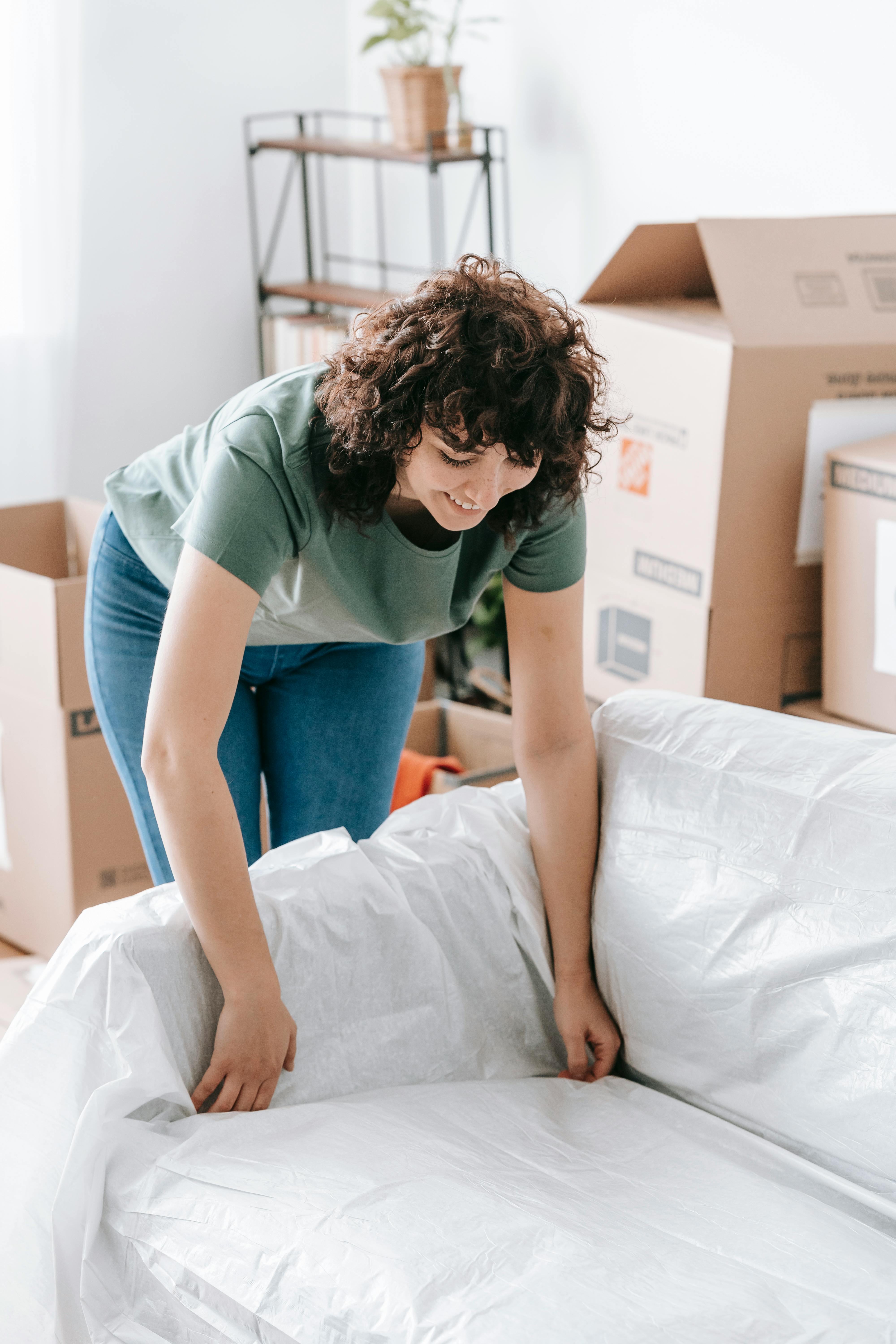 Move Out House Photos, Download The BEST Free Move Out House Stock ...