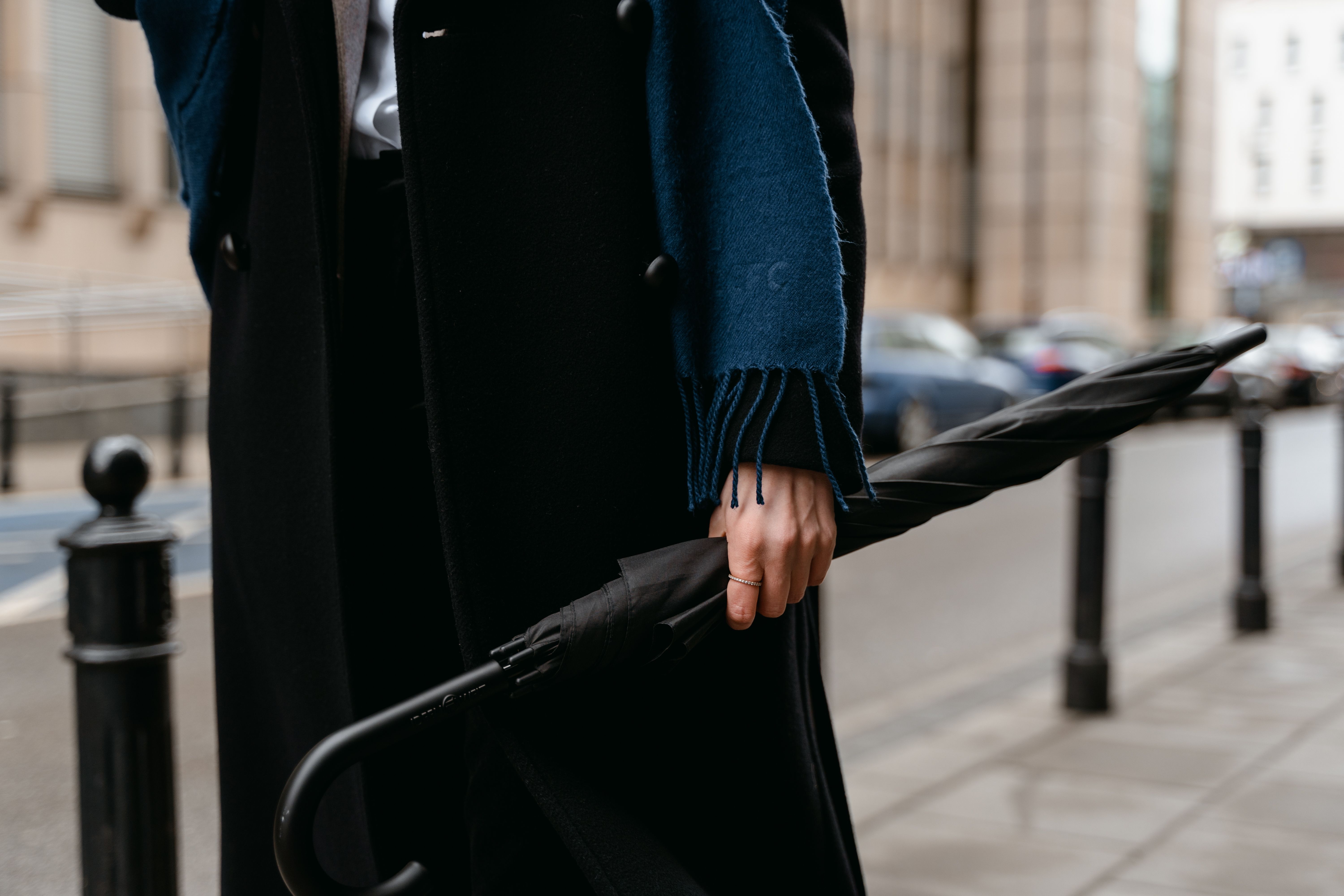 Free stock photo of accessory, autumn wear, black coat, blue scarf ...