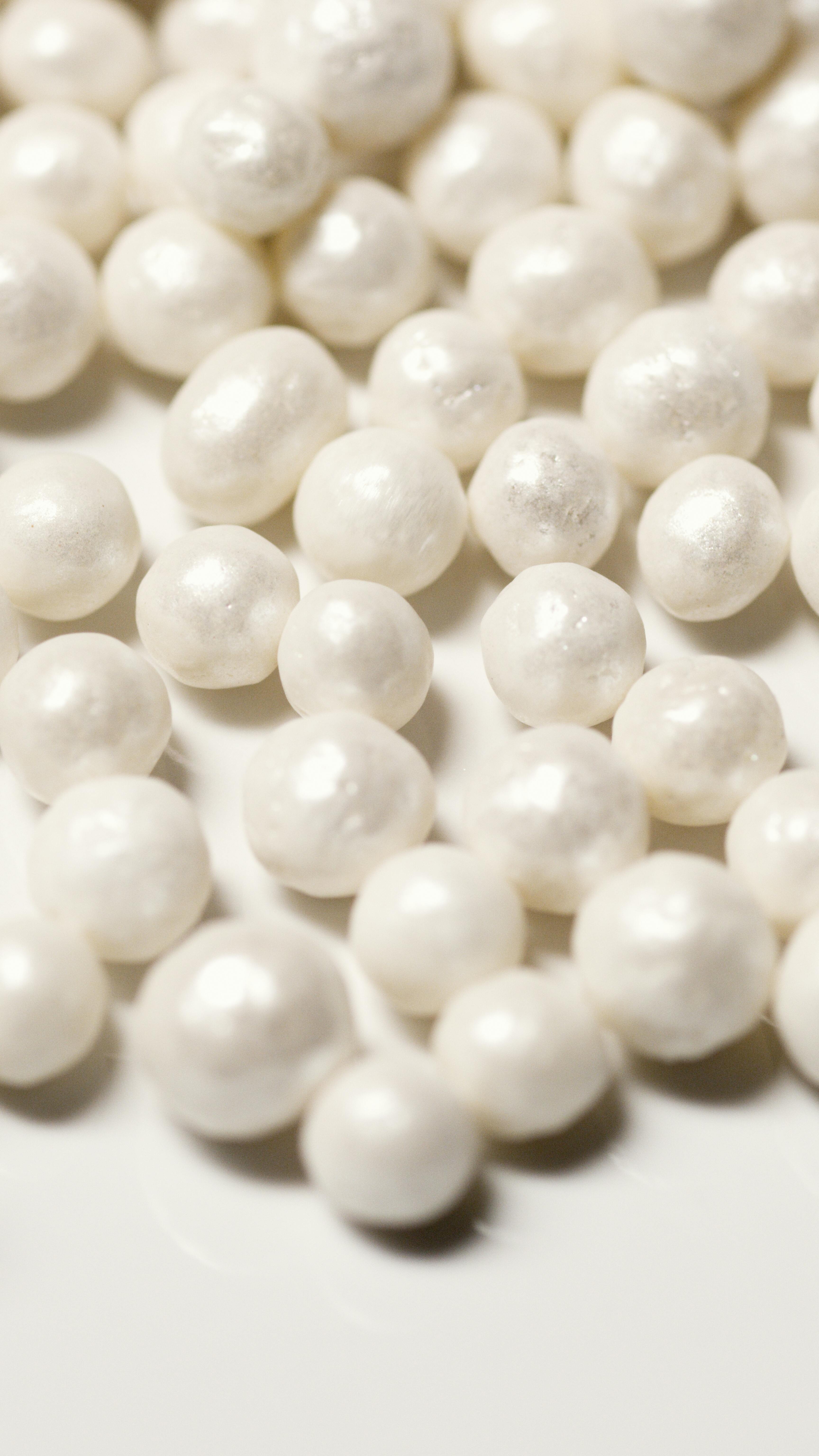 A Collection of White Cultured Pearls · Free Stock Photo