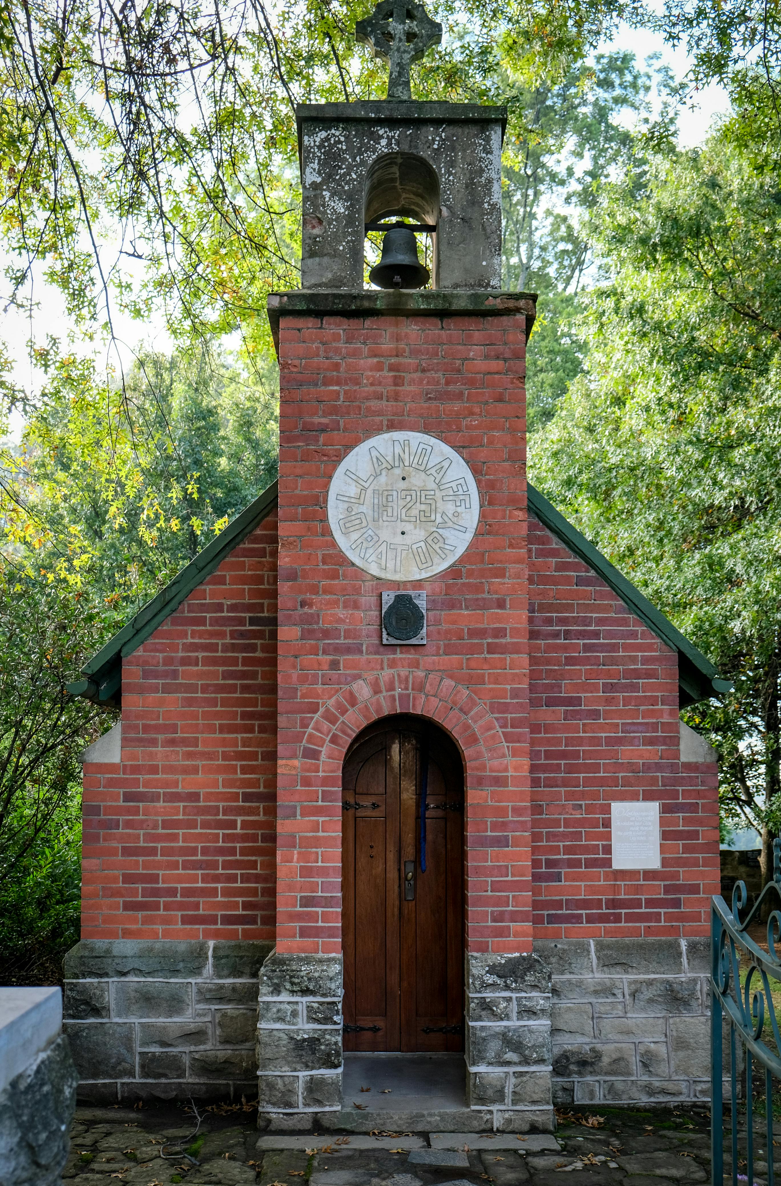 Photo of a Chapel Made of Bricks · Free Stock Photo