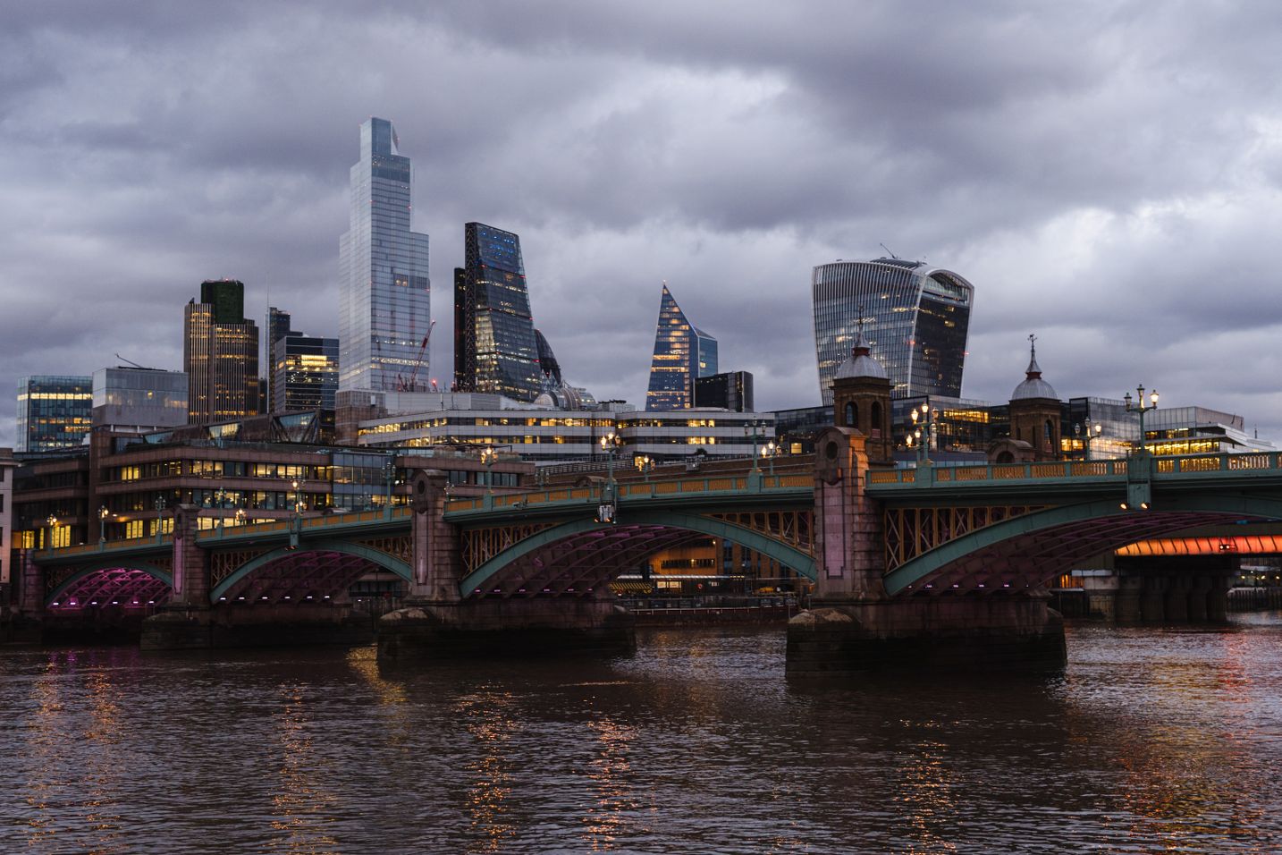 Bank of London (clearing bank) Enters UK's Top 6