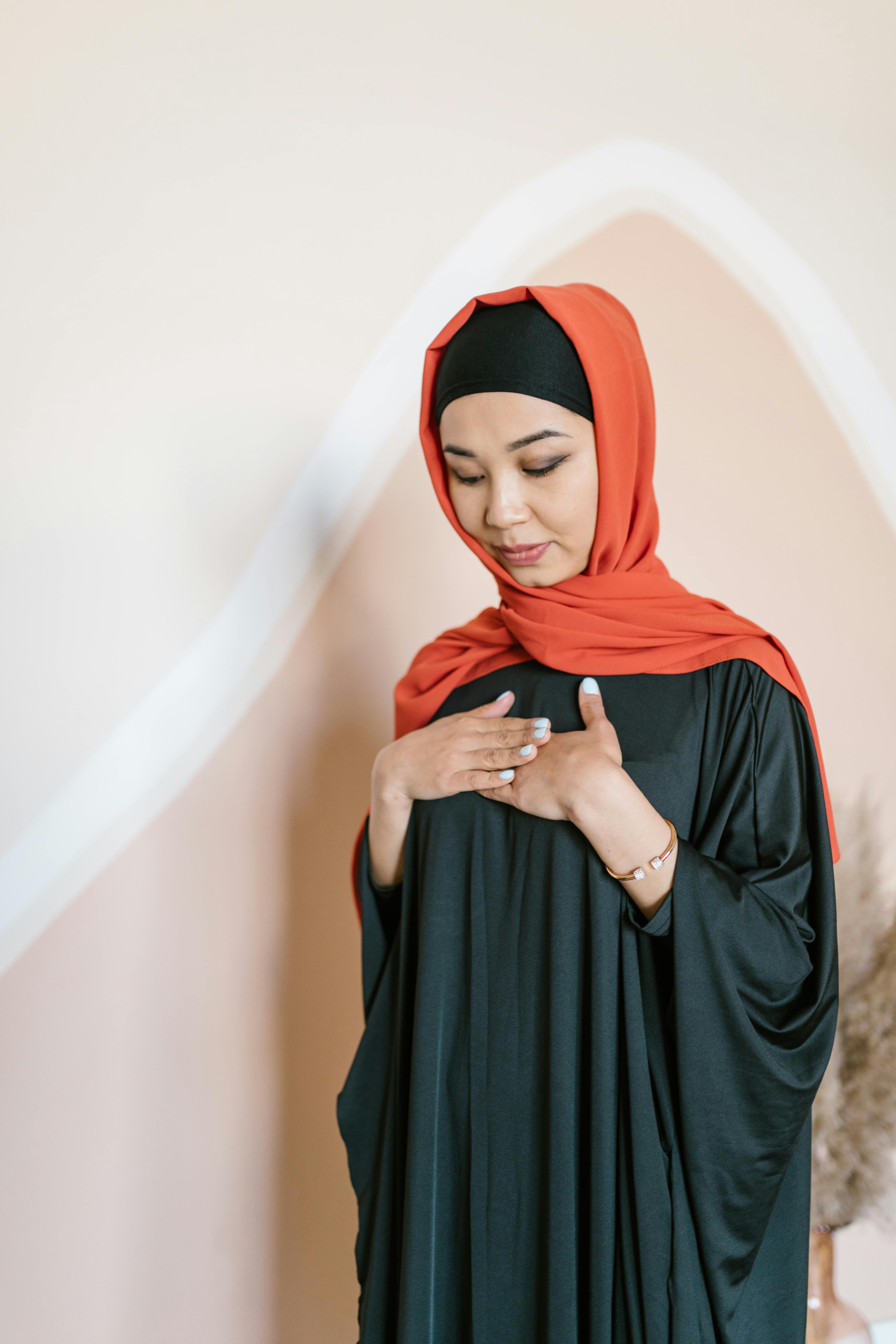 165,263+ Best Free Hijab fashion Stock Photos & Images · 100% Royalty ...