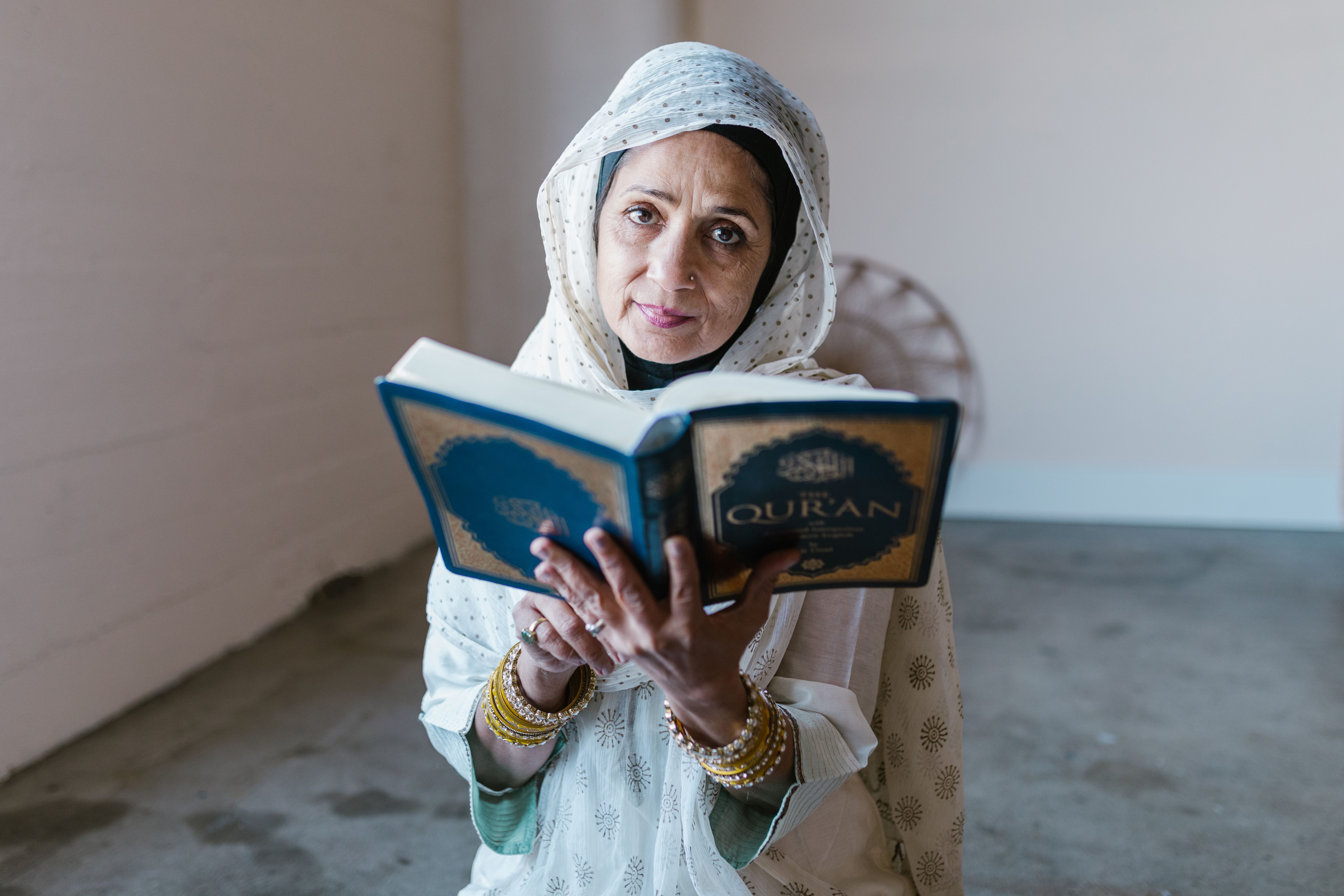 Portrait Holly Quran Photos, Download Free Portrait Holly Quran Stock ...