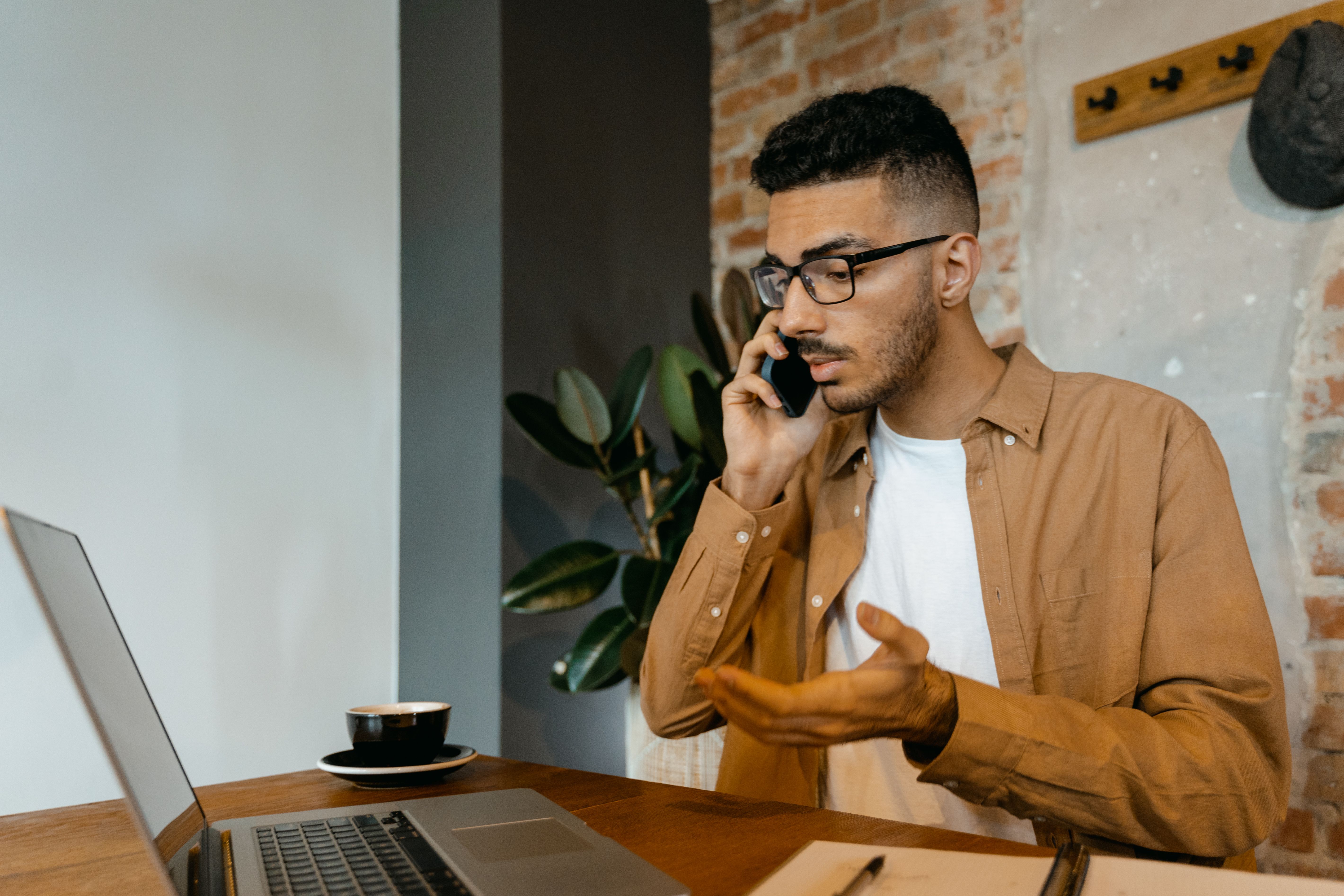 Photo of Woman Showing Frustrations on Her Face · Free Stock Photo