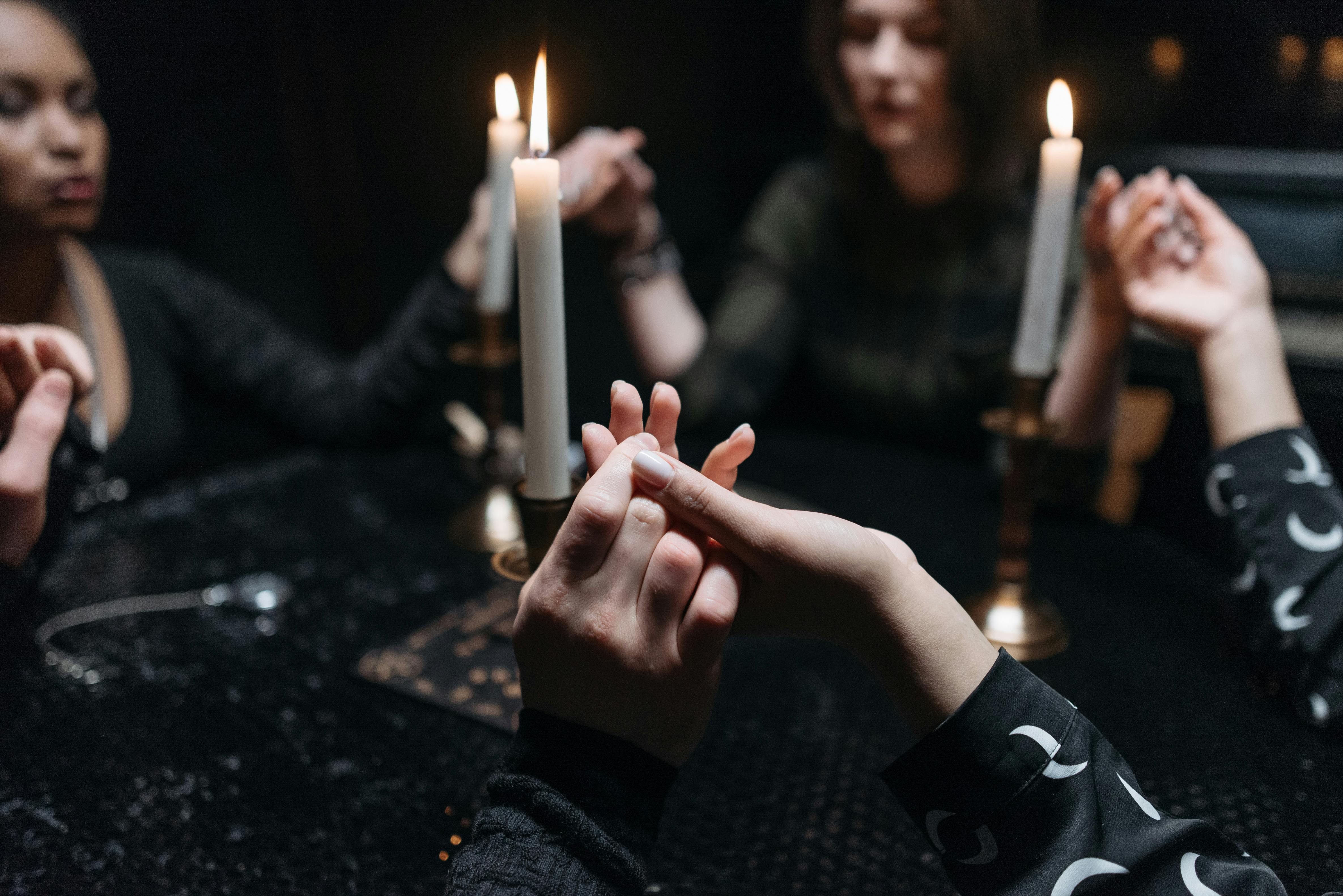 Women on Spiritualistic Seance · Free Stock Photo