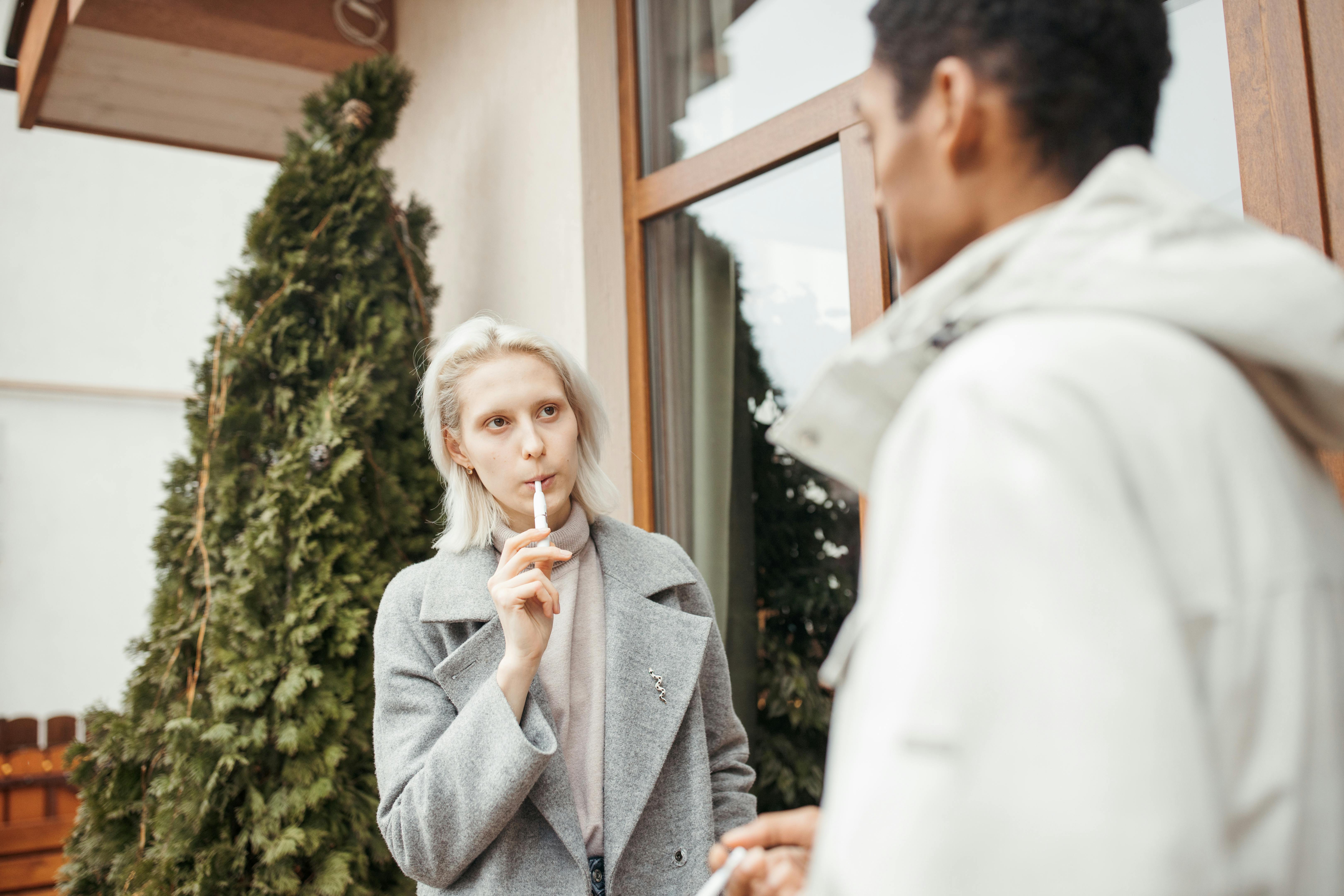 People Looking at the Camera · Free Stock Photo