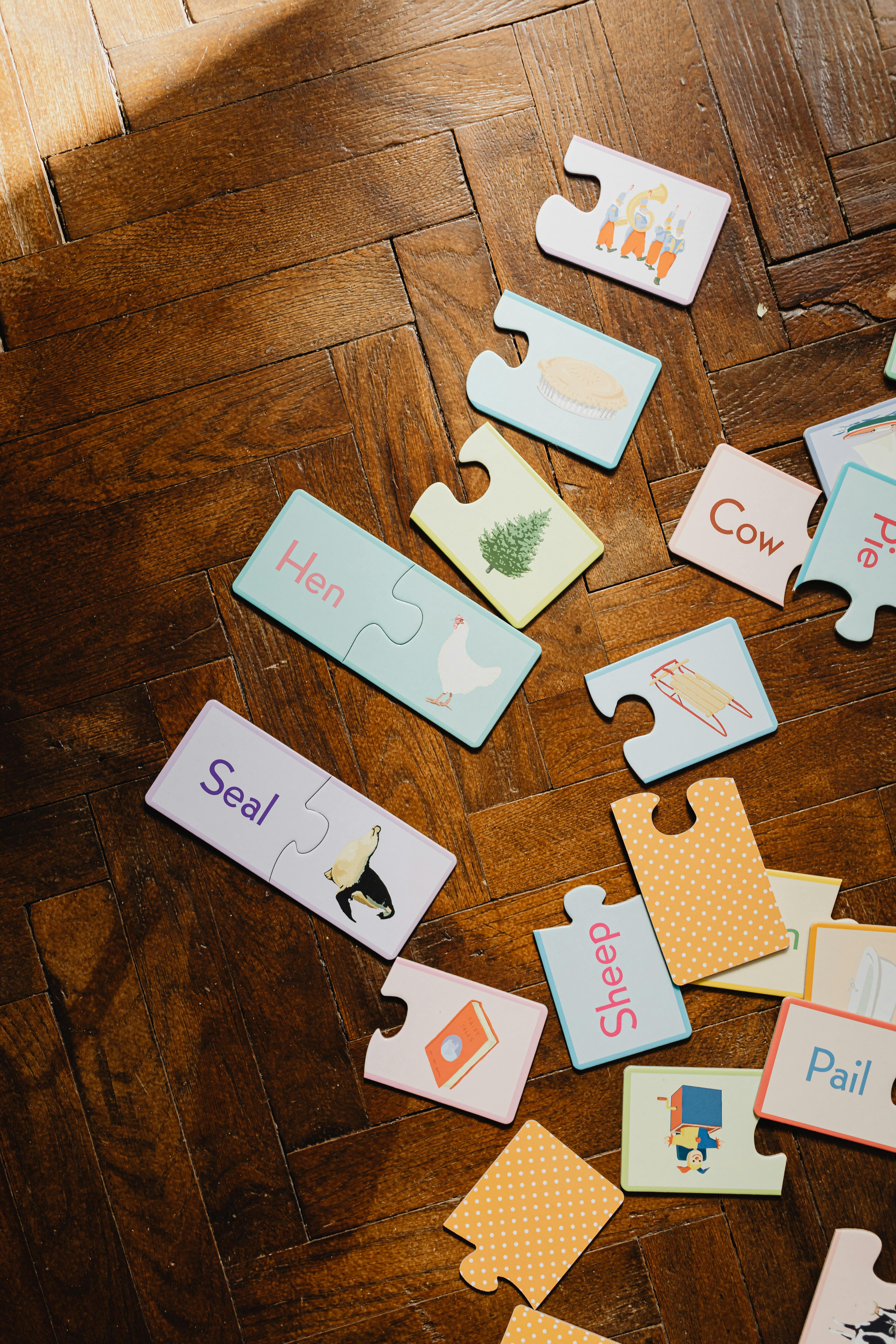 Jigsaw Shapes Photos, Download The BEST Free Jigsaw Shapes Stock Photos ...