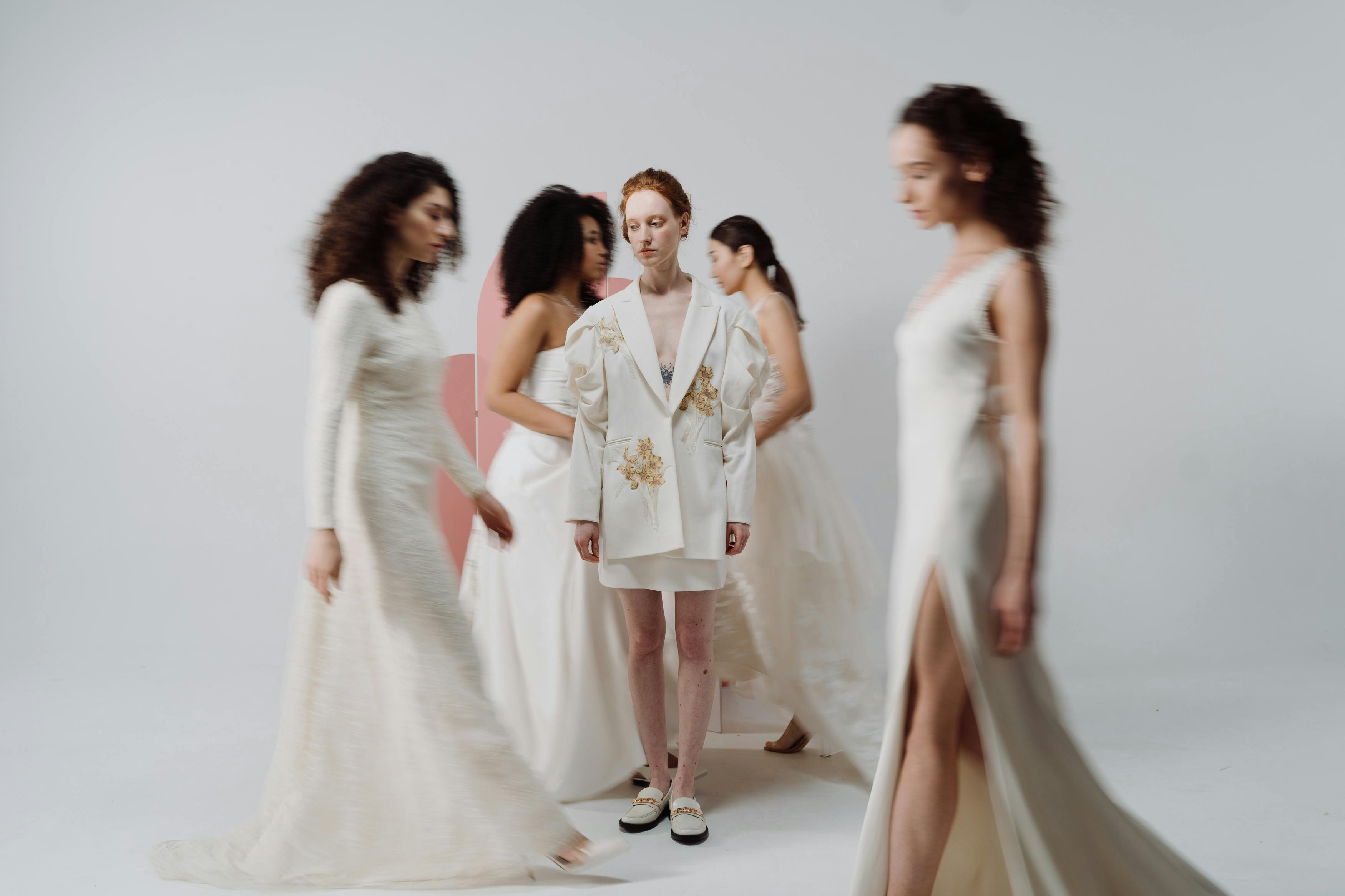 Dresses Photos, Download The BEST Free Dresses Stock Photos & HD Images