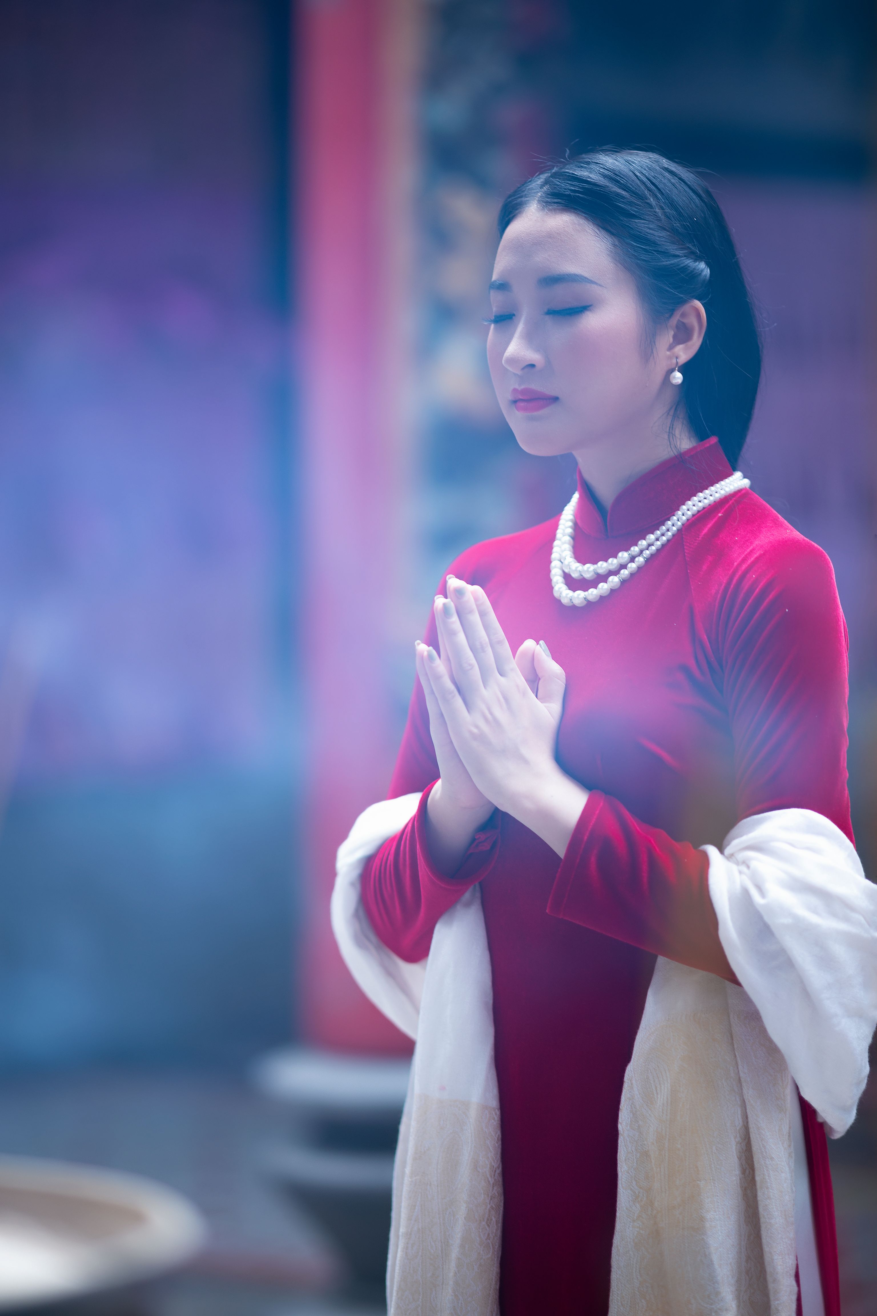 A Lady Praying Photos, Download The BEST Free A Lady Praying Stock ...
