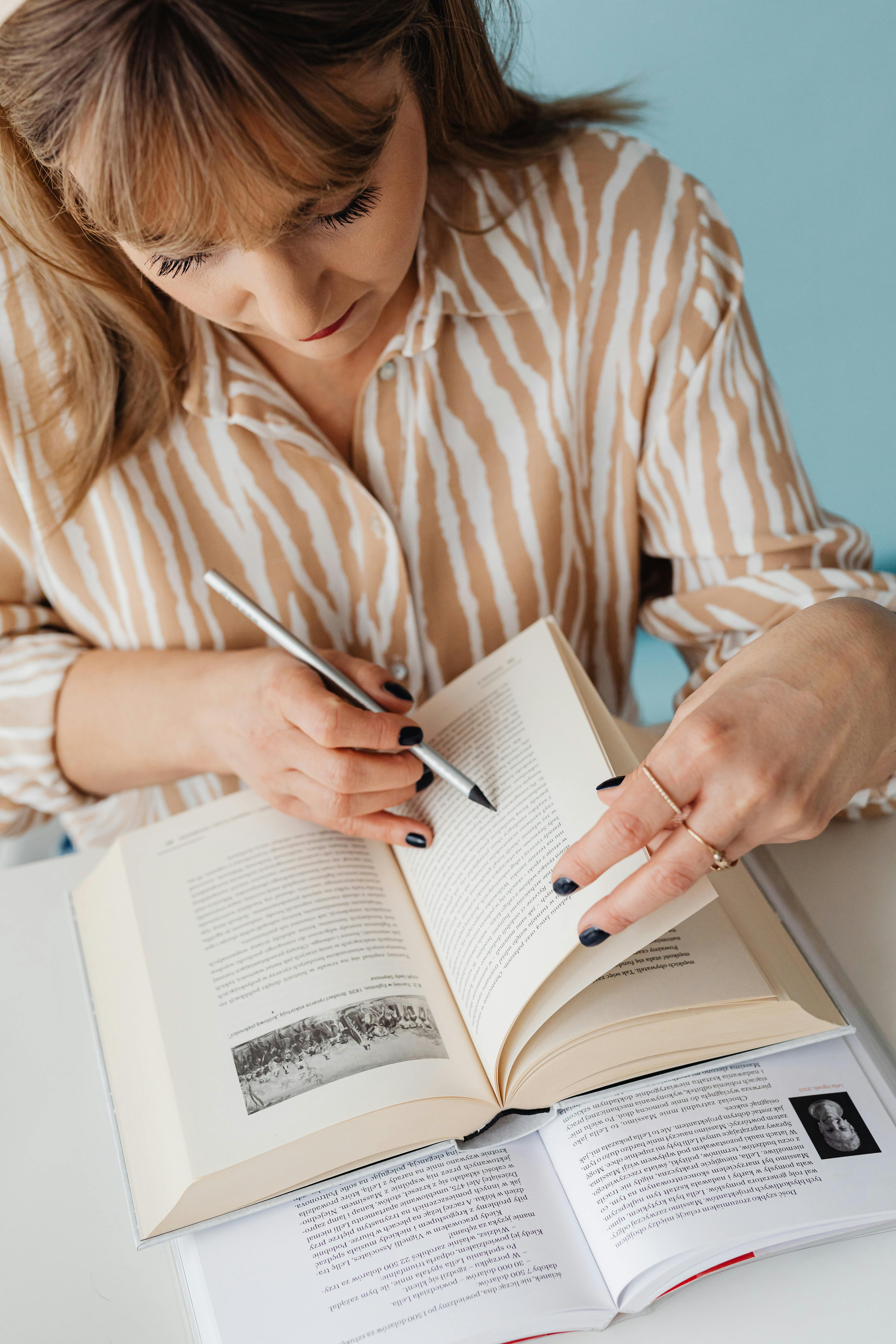 Marking Books Photos, Download The BEST Free Marking Books Stock Photos ...