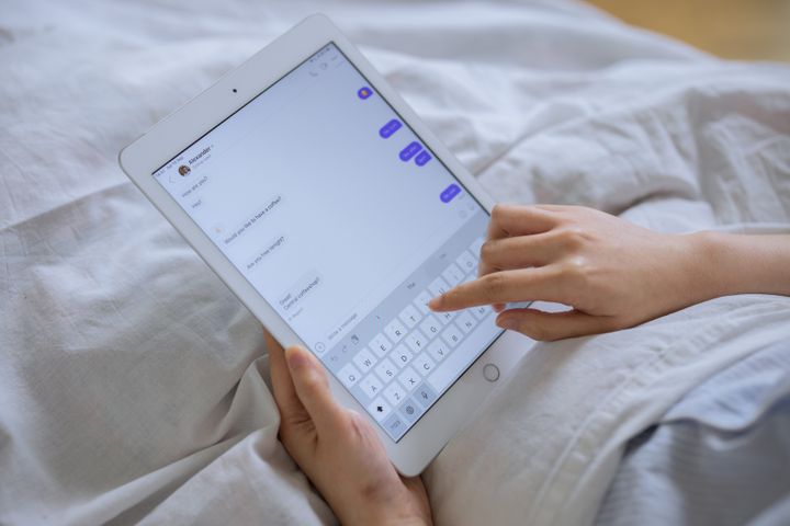 Adding Gif for Text Messages Android with Ease