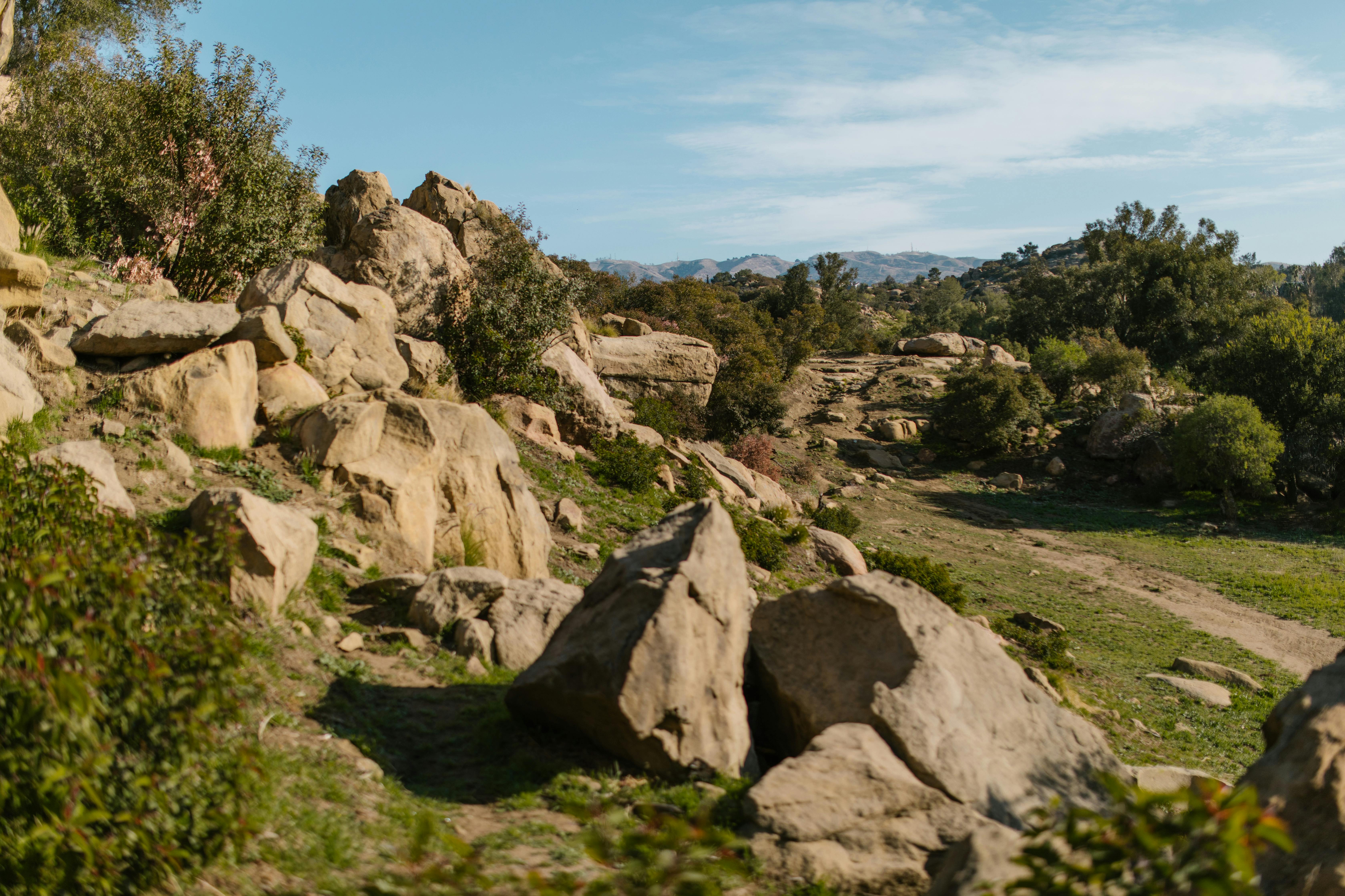 Big Rocks in the Countryside · Free Stock Photo