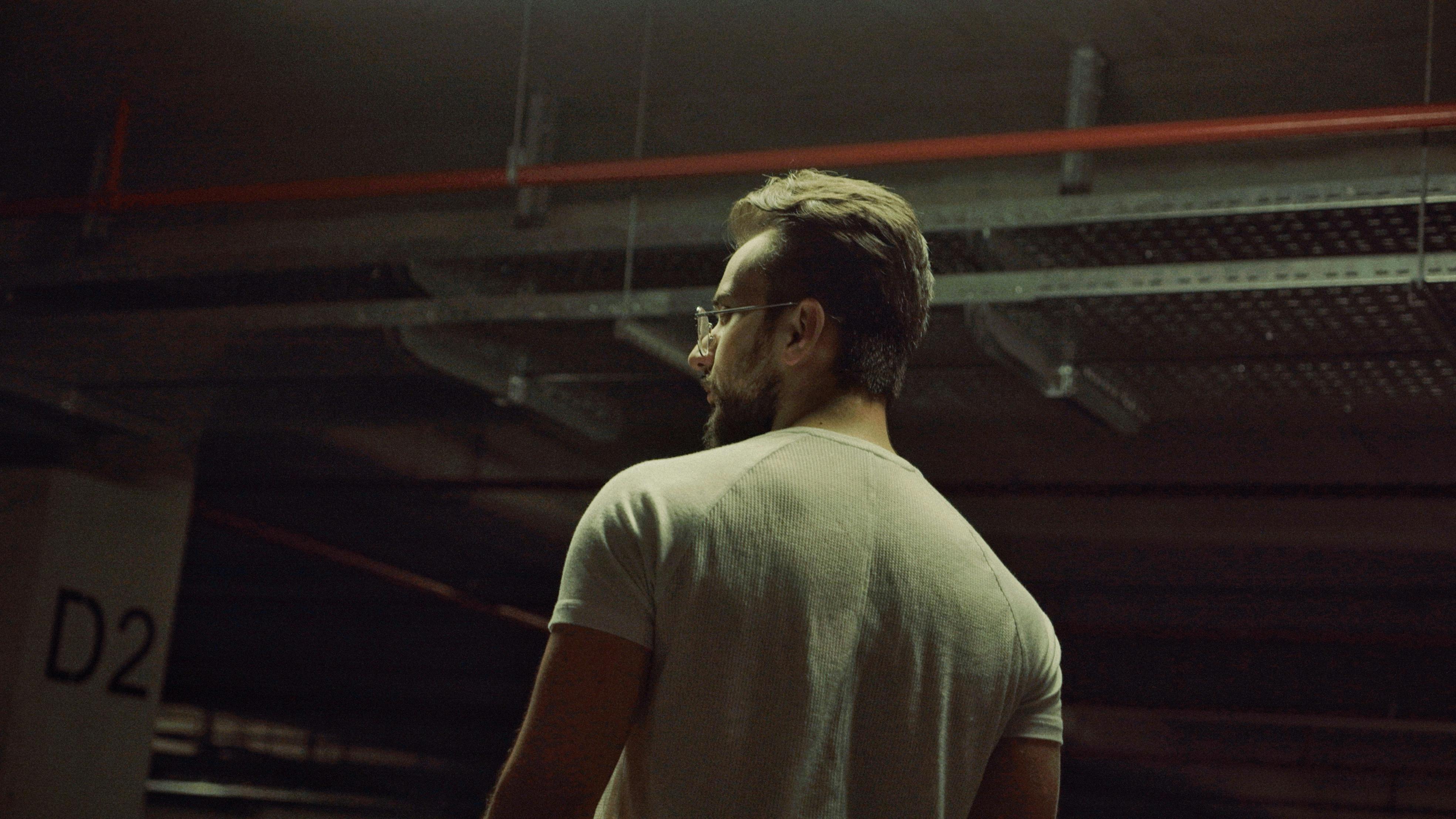 Man Wide Photos, Download The BEST Free Man Wide Stock Photos & HD Images