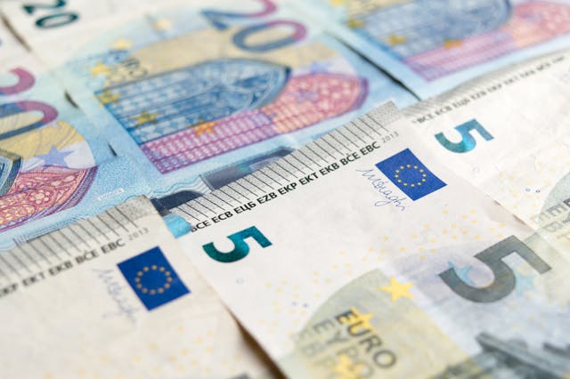 EUR or Euro Explained: Currency Basics for Beginners