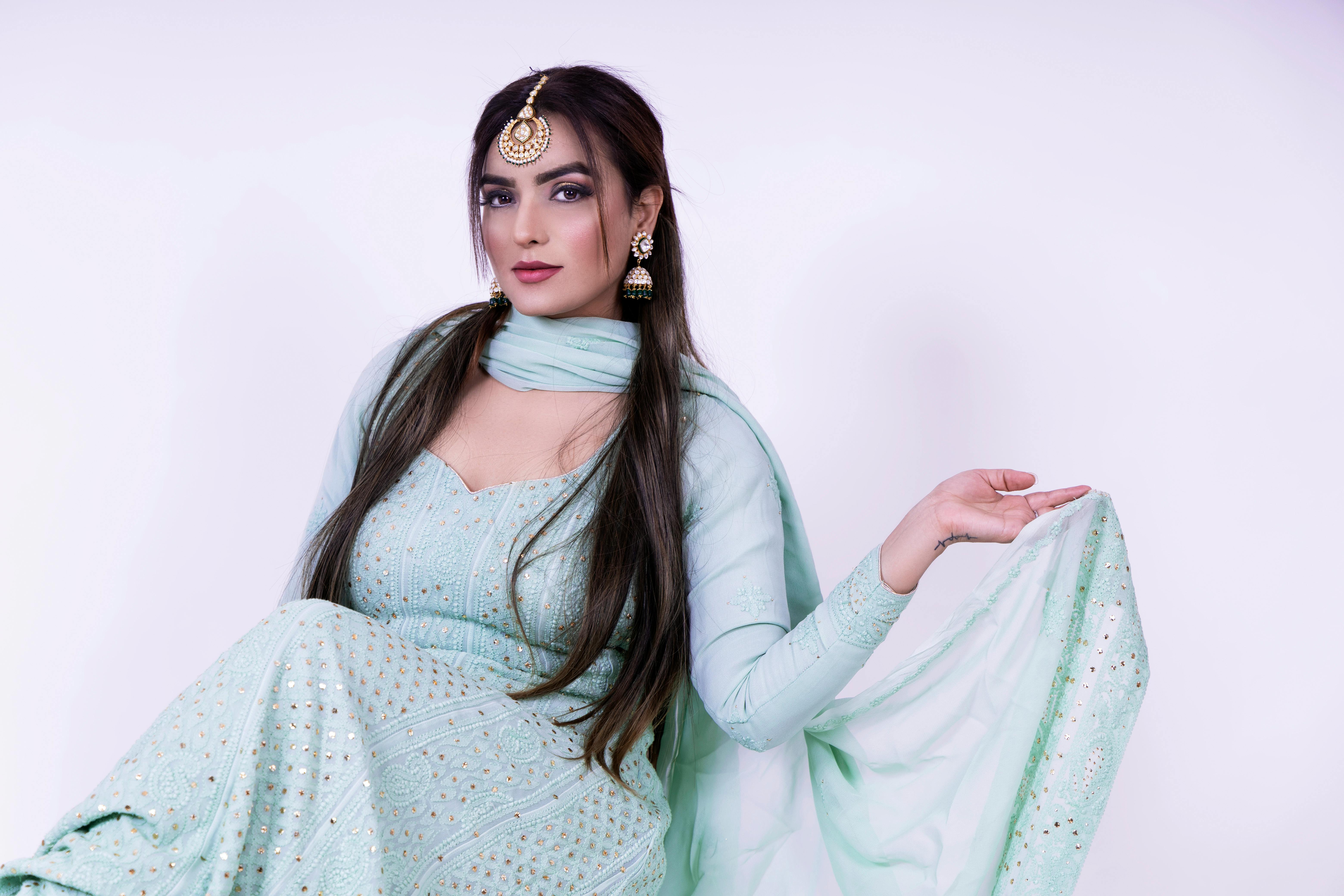 Saree Shoots Photos, Download The BEST Free Saree Shoots Stock Photos ...