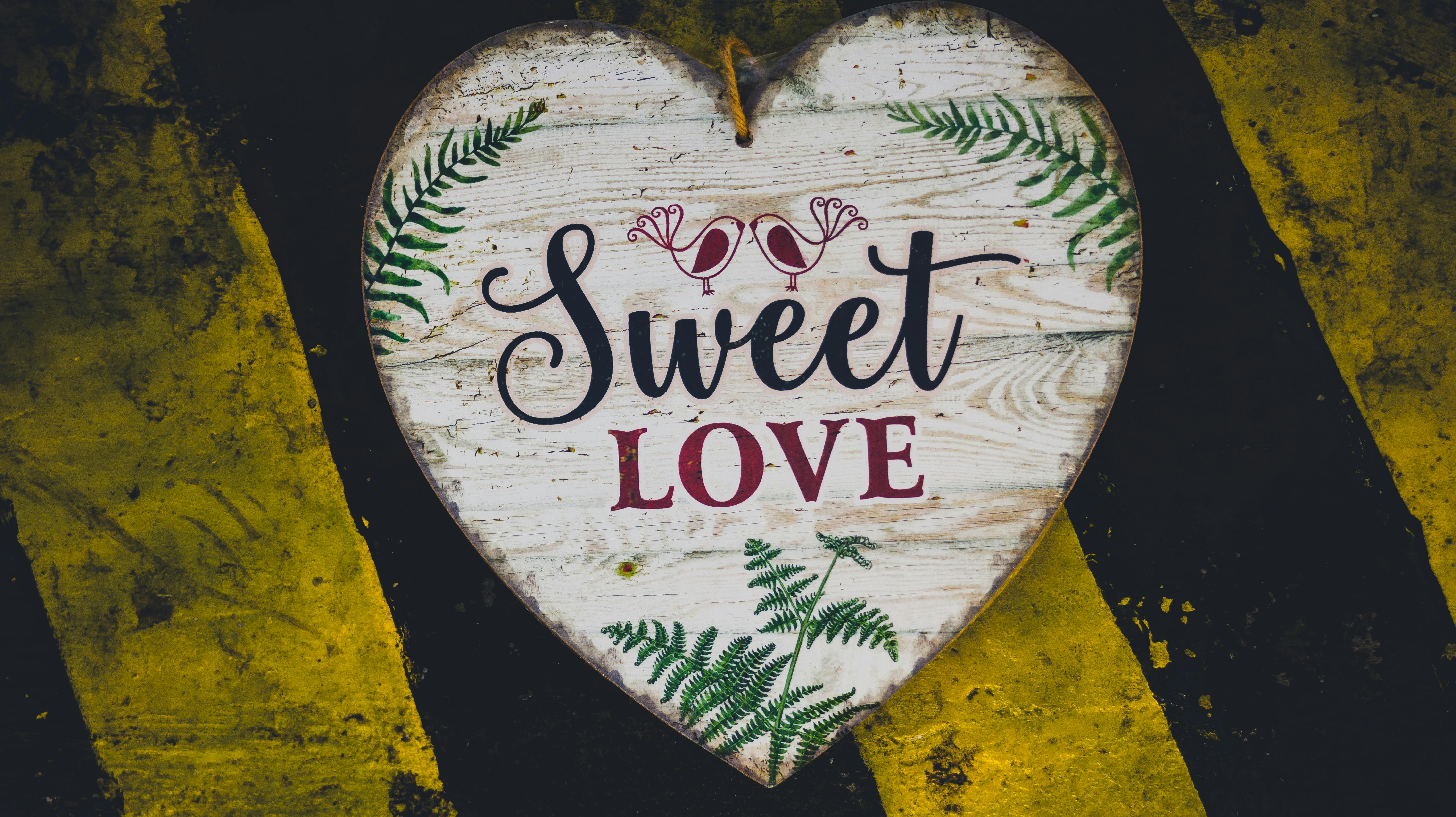 Decorative heart on pedestrian crossing · Free Stock Photo