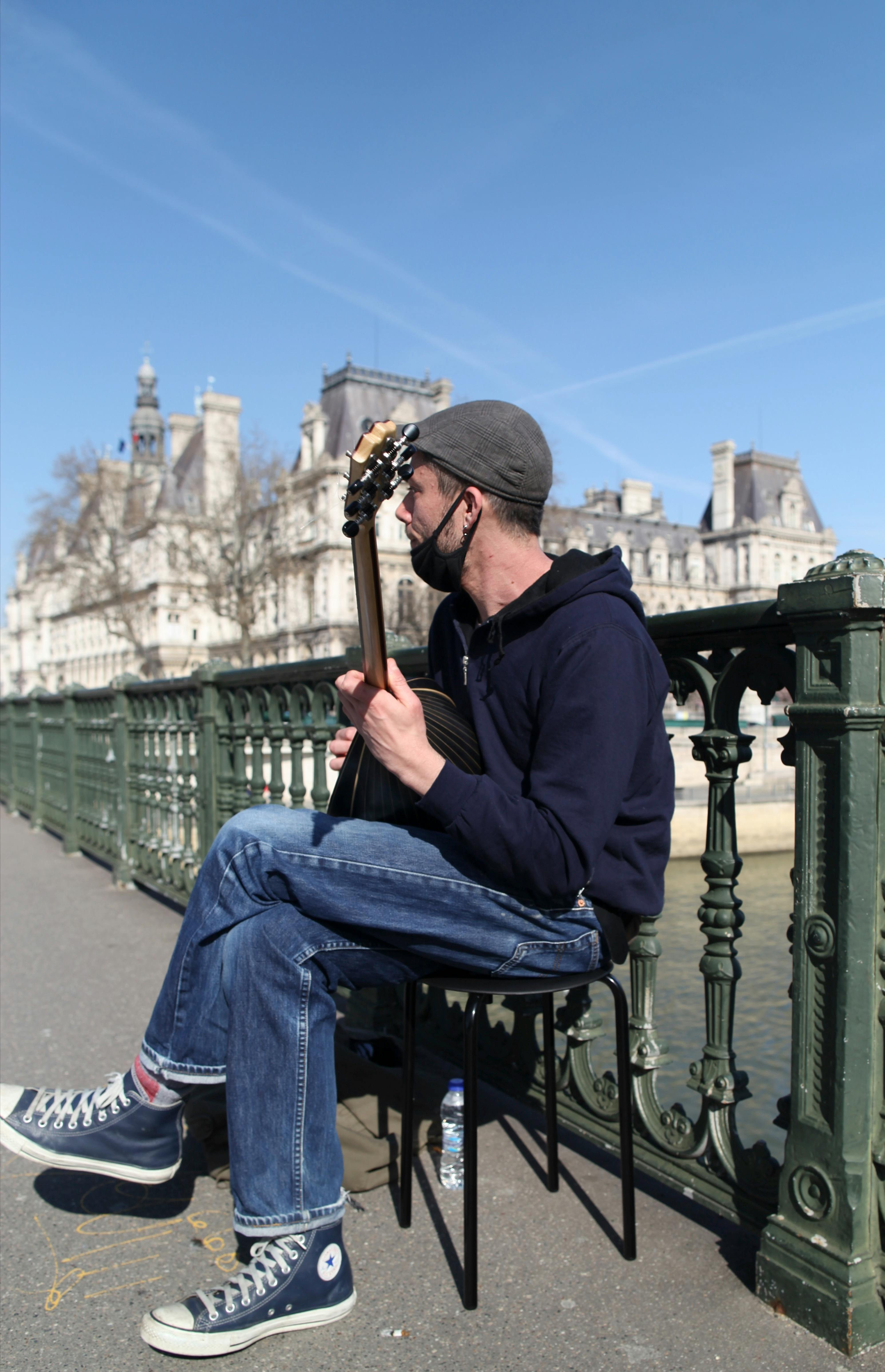 Music 10 Photos & Videos Collected by MO ALAA Al MNINI