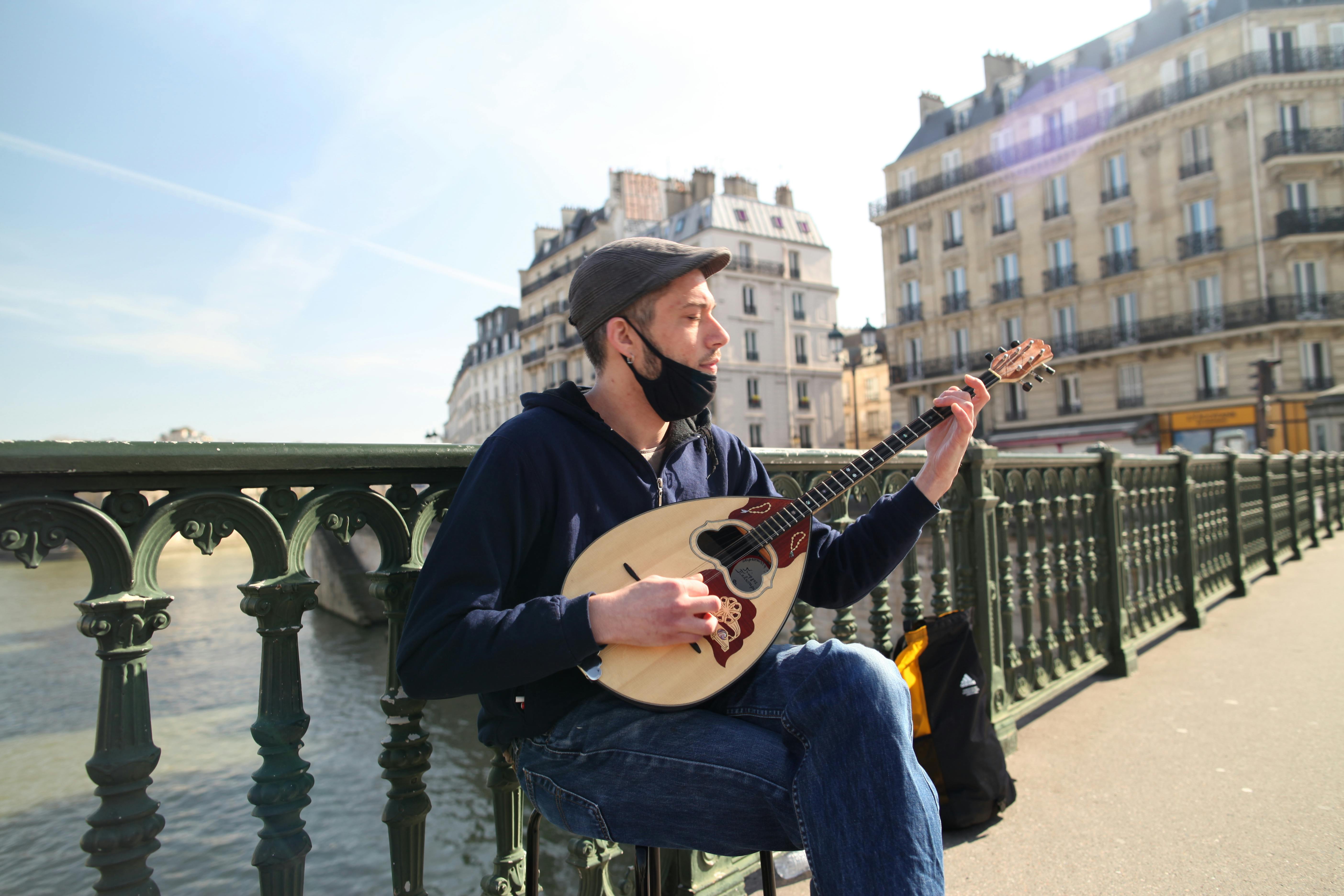 Music 10 Photos & Videos Collected by MO ALAA Al MNINI