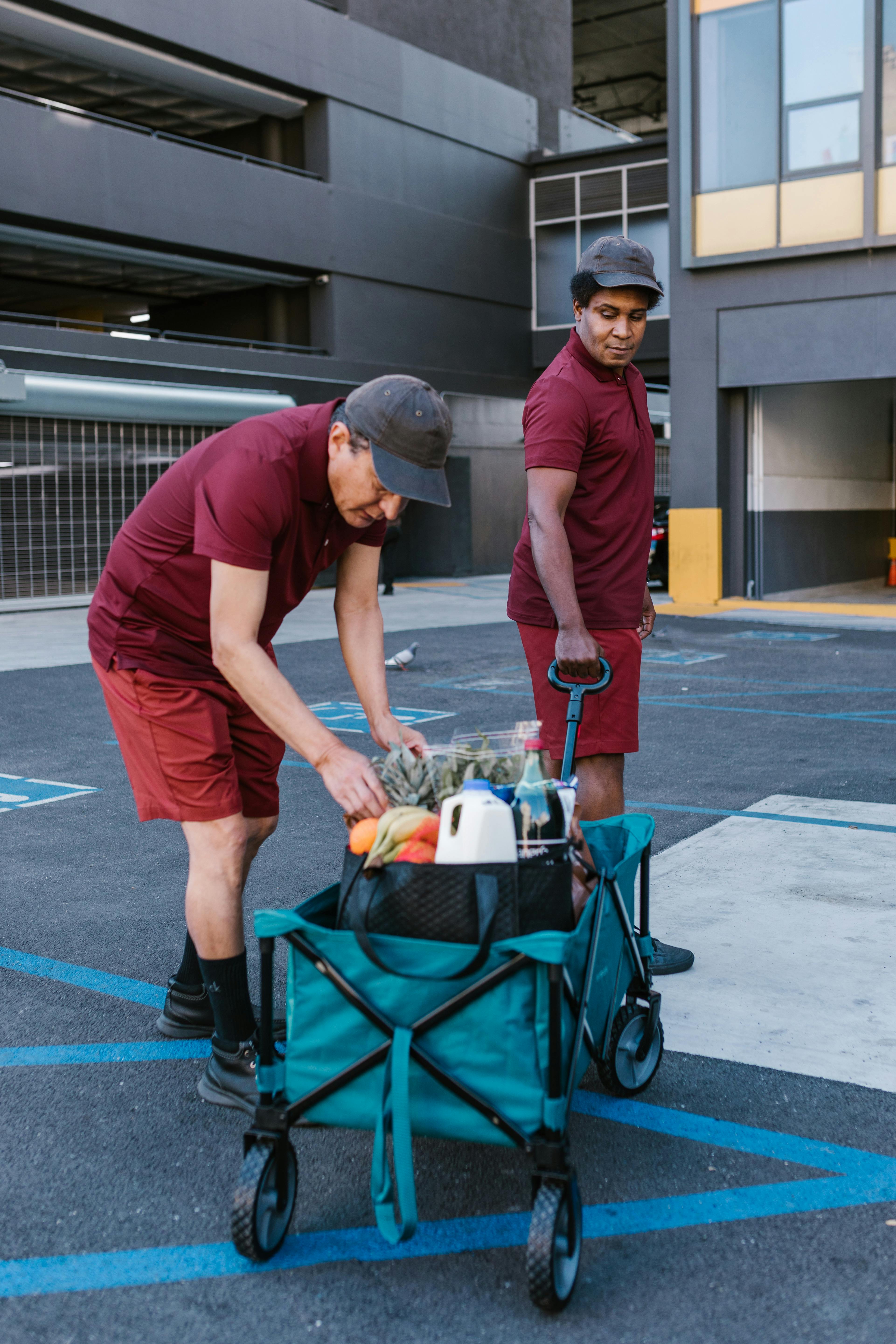 Delivery Workers Photos, Download The BEST Free Delivery Workers Stock ...