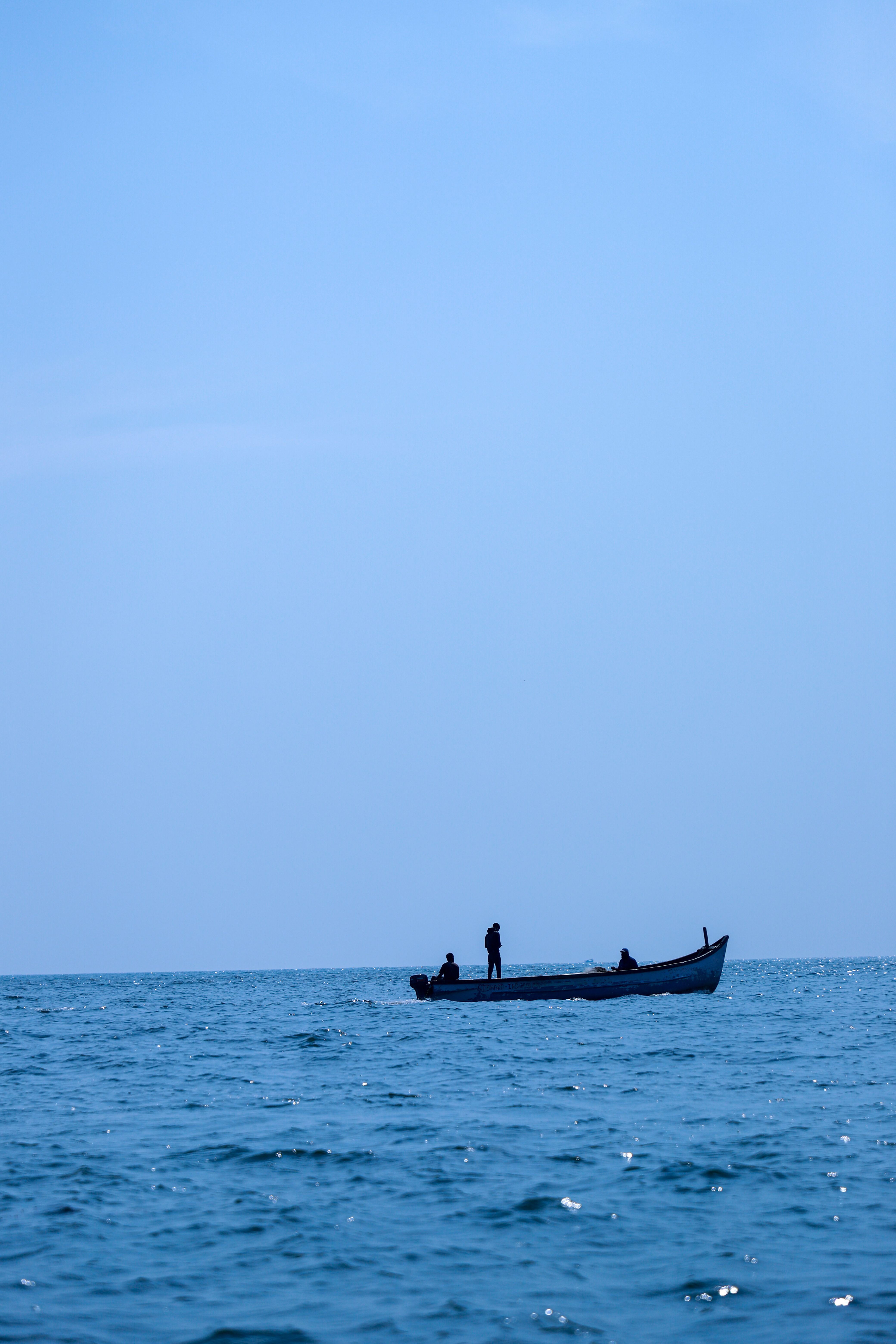 White Boat on Sea · Free Stock Photo