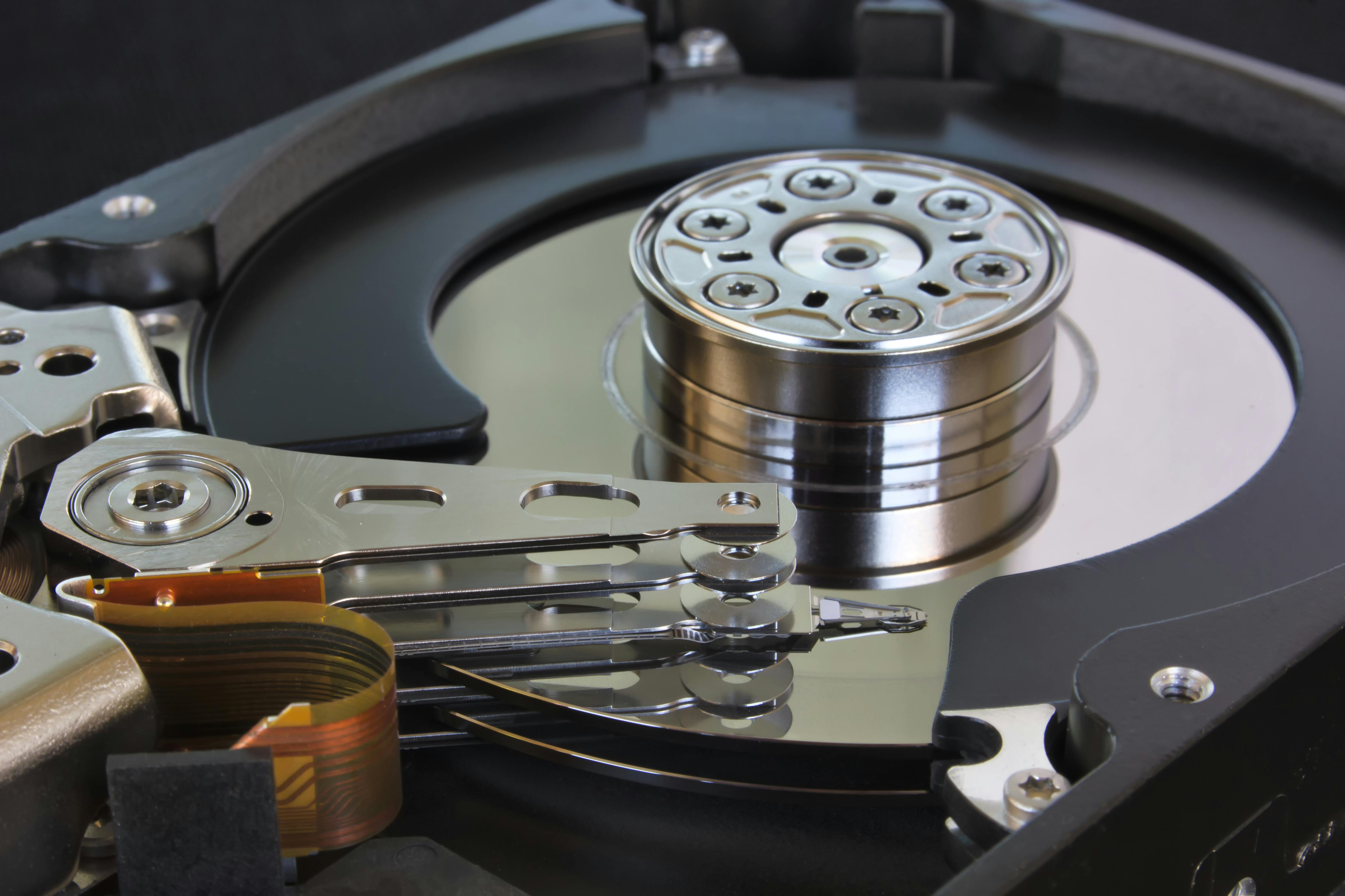 Silver Hard Drive Interals · Free Stock Photo