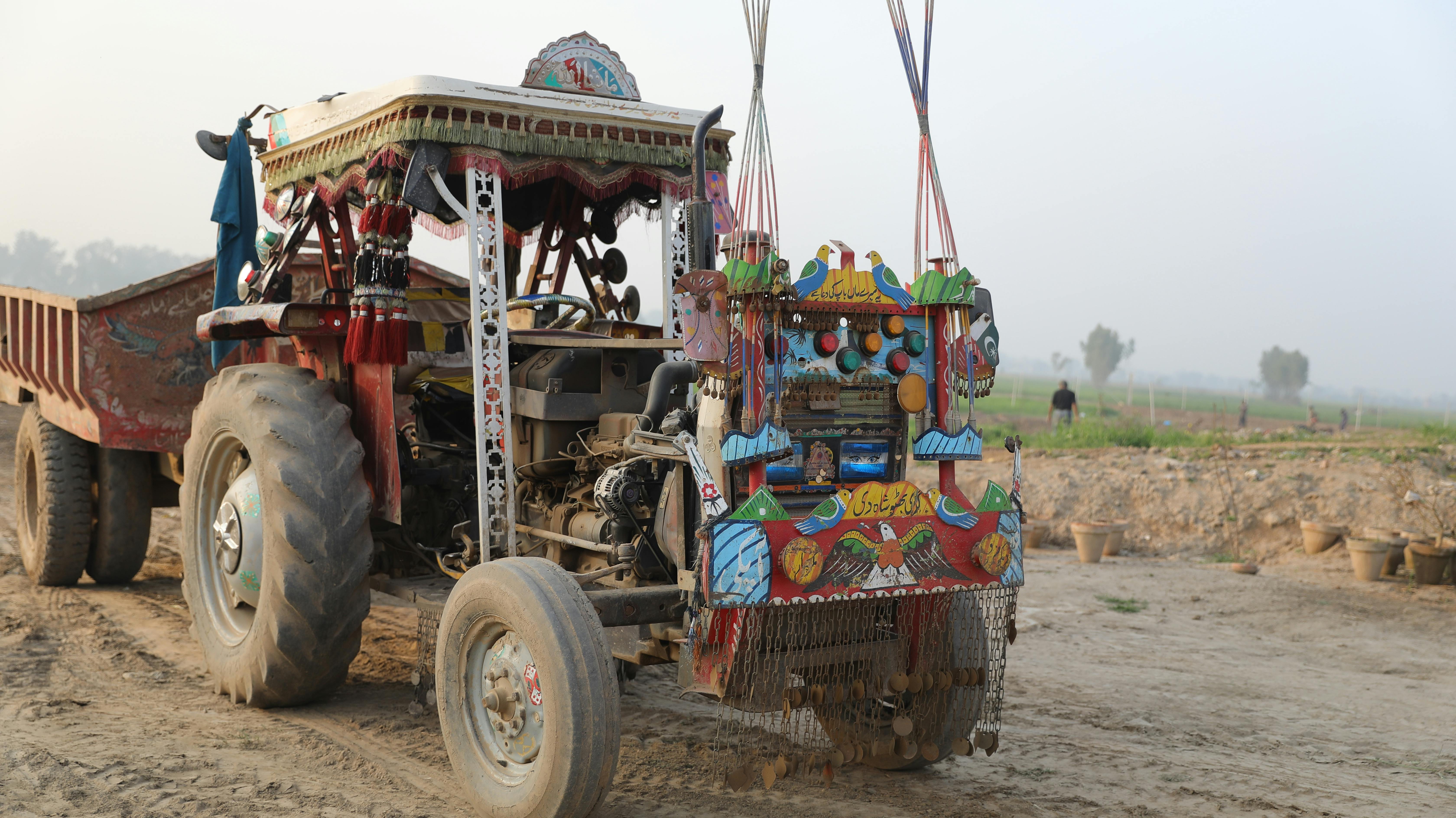 Painted Tractor Photos, Download The BEST Free Painted Tractor Stock ...