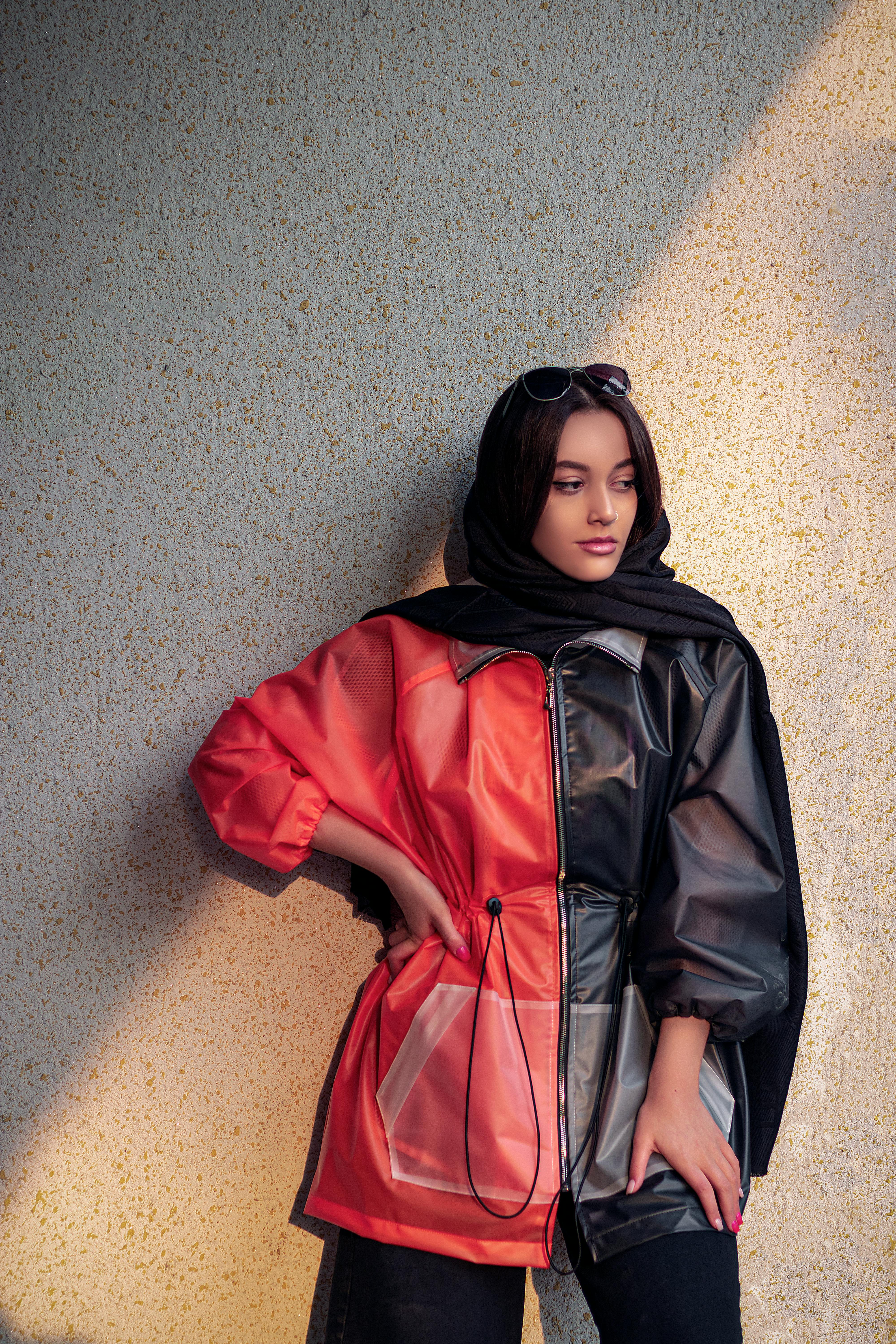 Black Person Colorblock Model Photos, Download The BEST Free Black ...