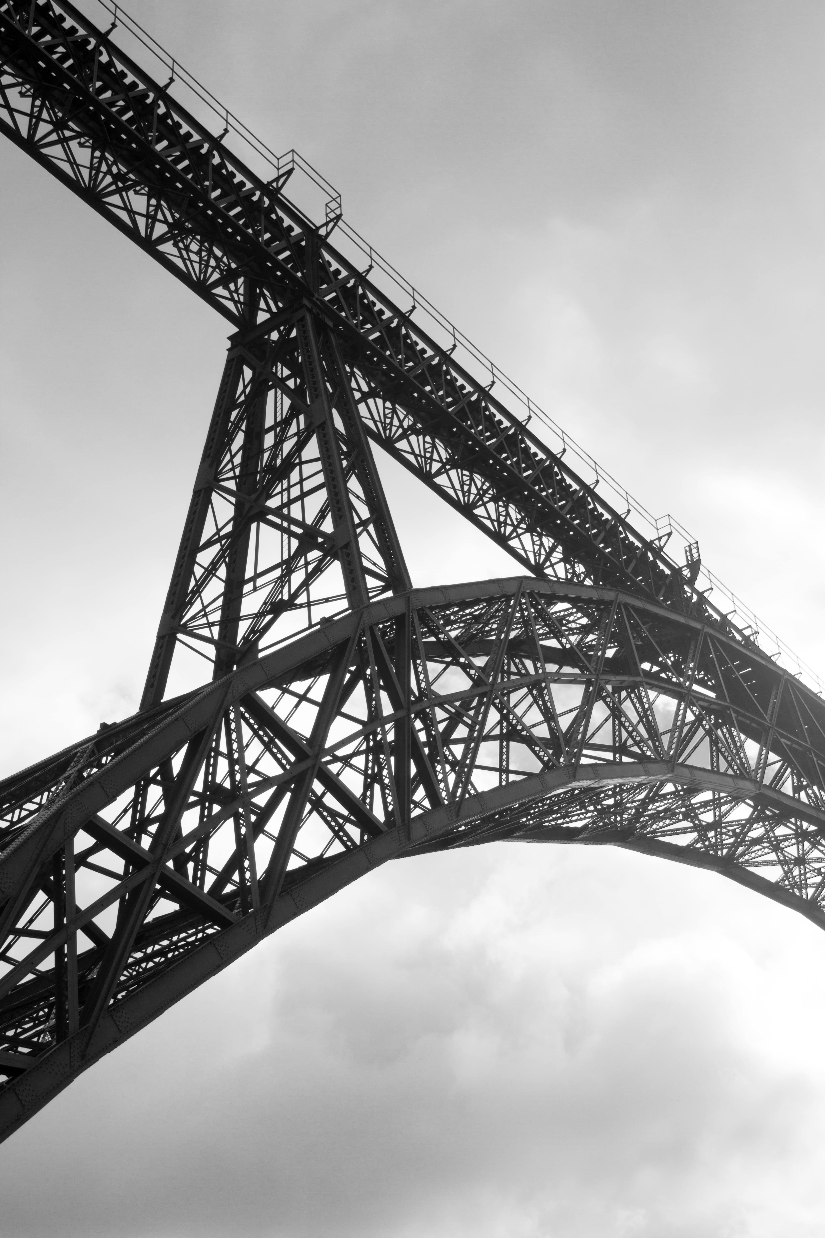 Close-up of Steel Bridge Construction · Free Stock Photo