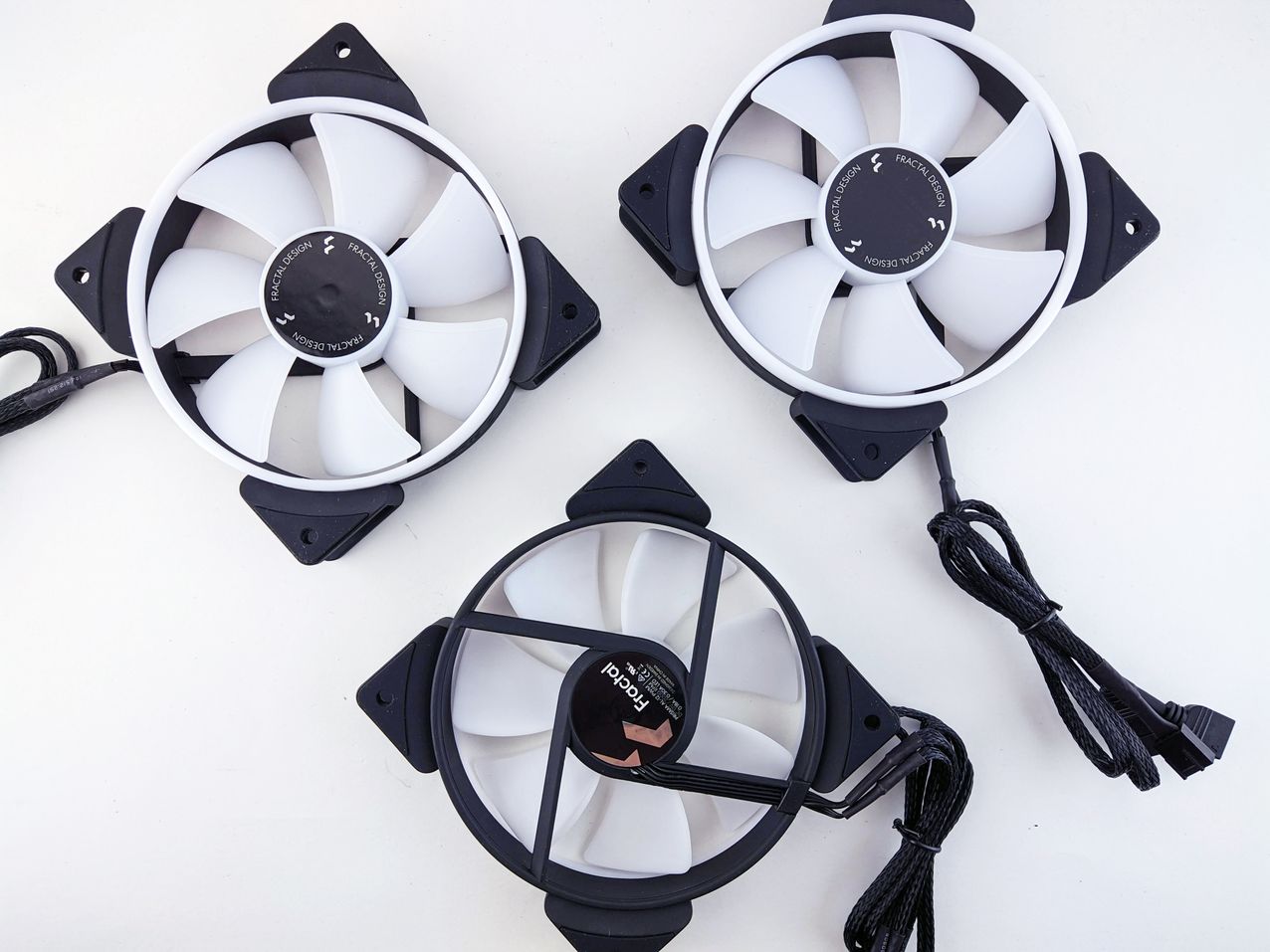 Computer Case Fan Speed Control: Simple Guide to Management