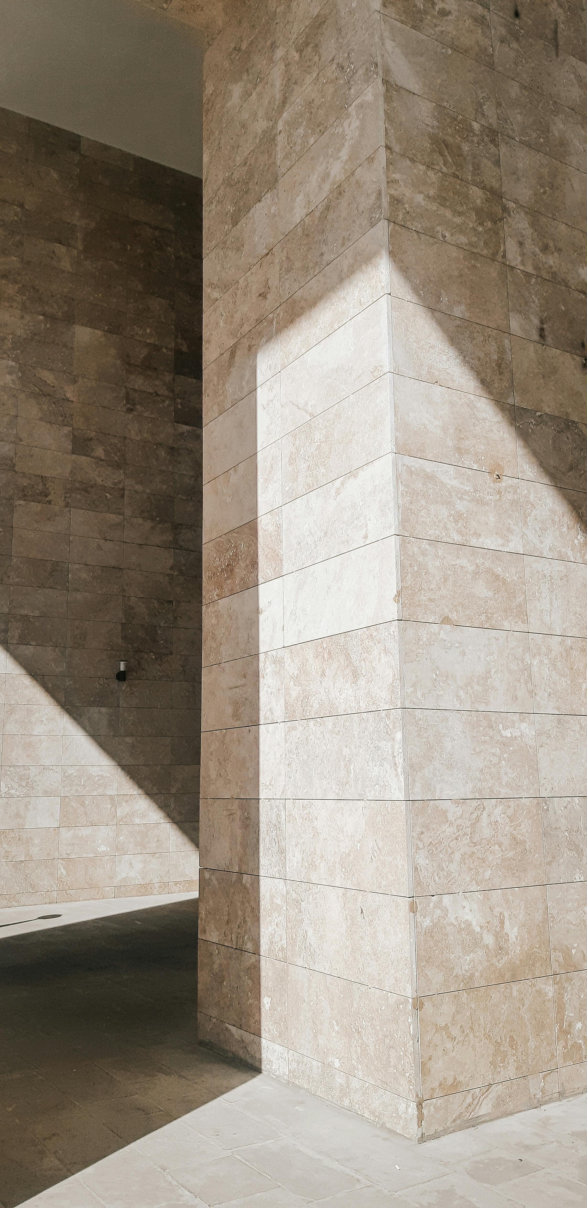 Building with Brown Marble Walls · Free Stock Photo