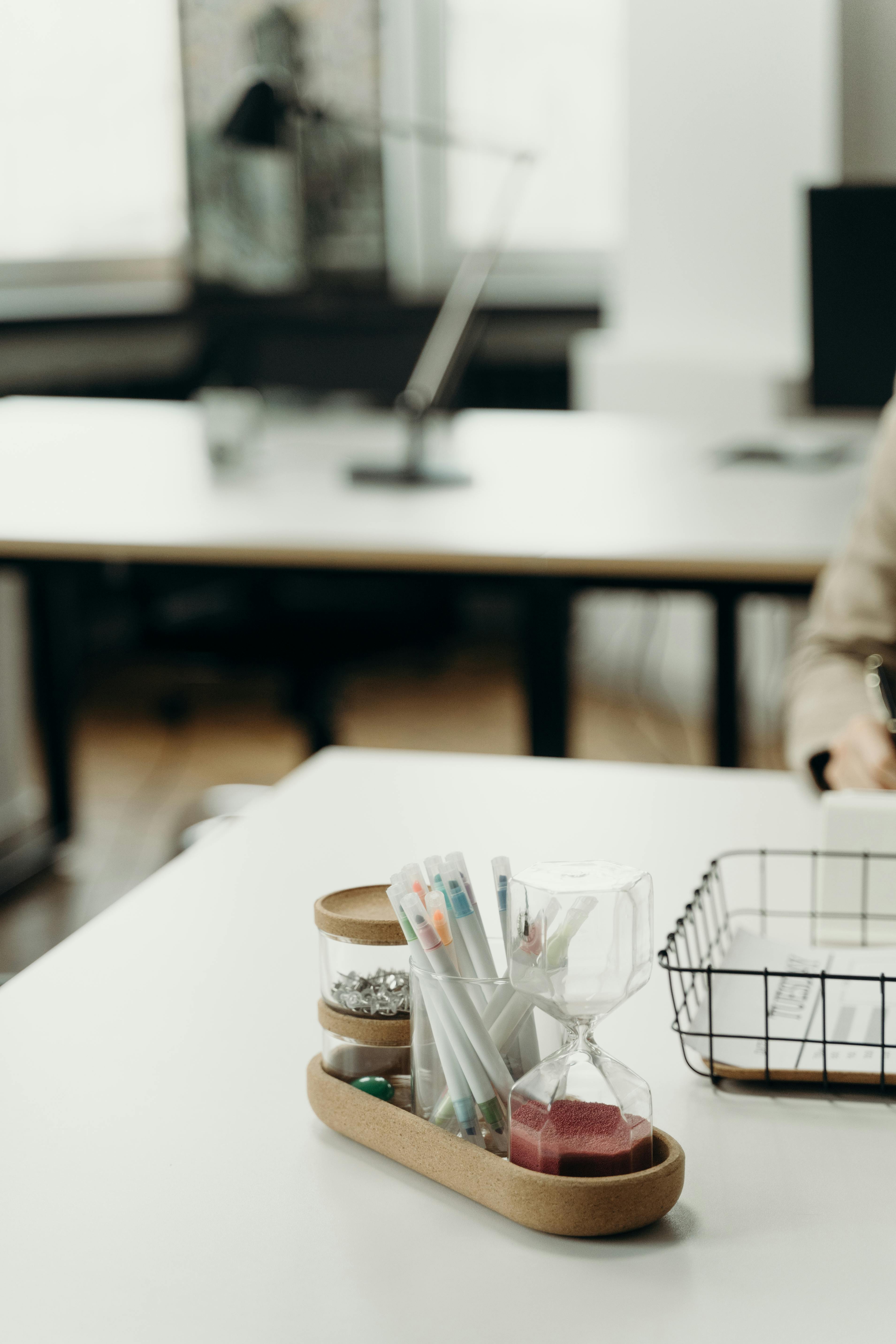 Hourglass Contractions Photos, Download Free Hourglass Contractions ...