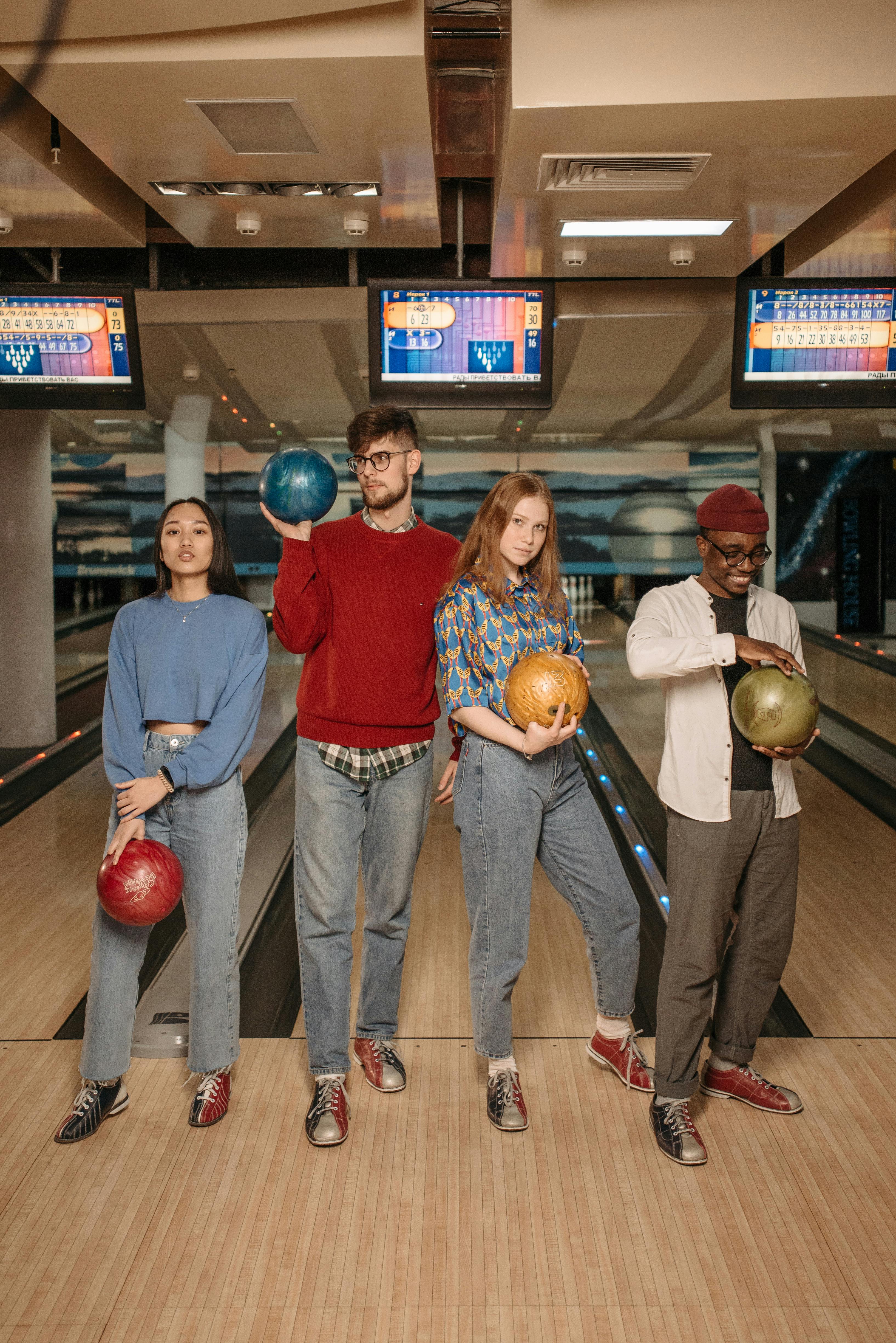 Bowling Photos, Download The BEST Free Bowling Stock Photos & HD Images