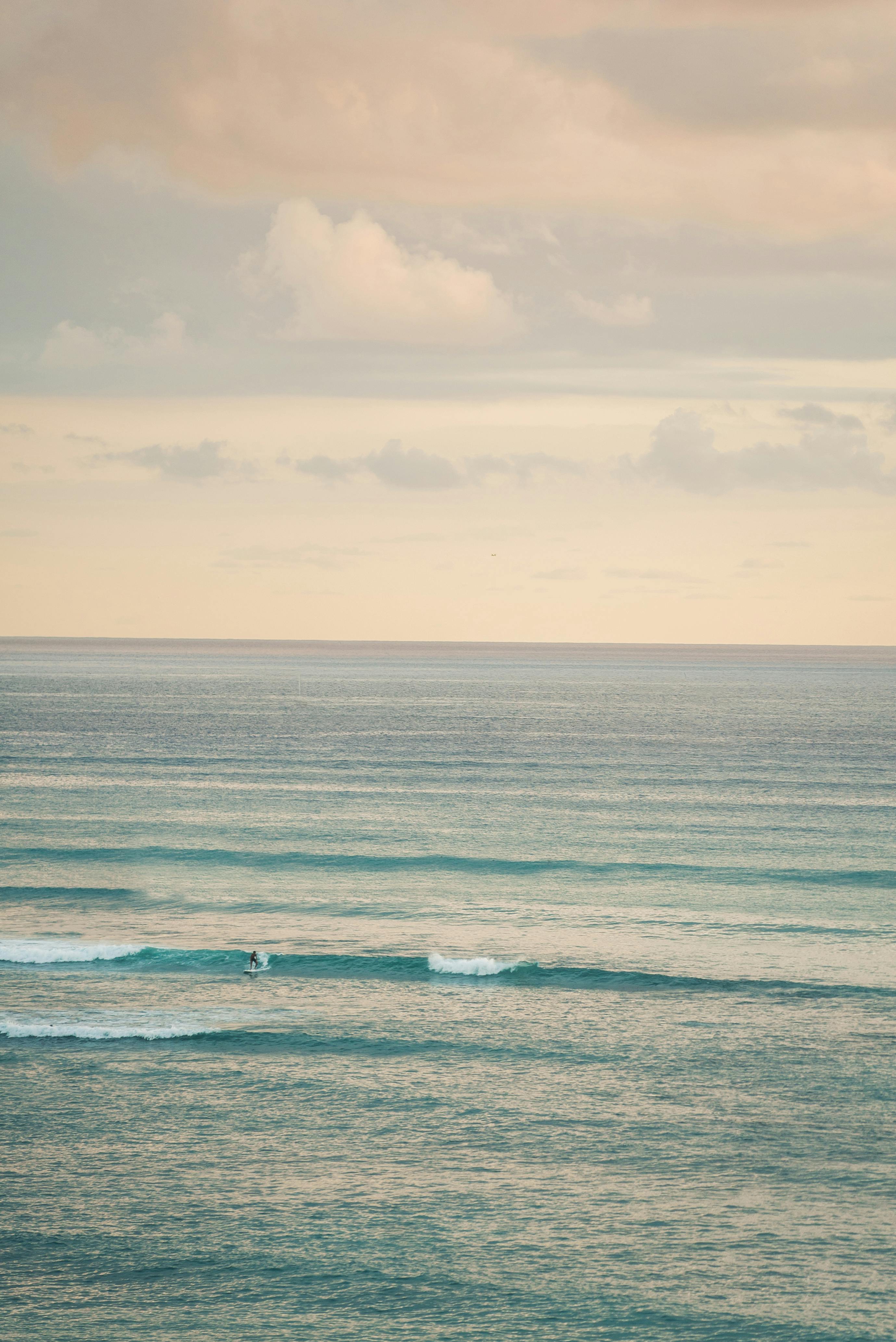 Ocean Waves Scenery · Free Stock Photo
