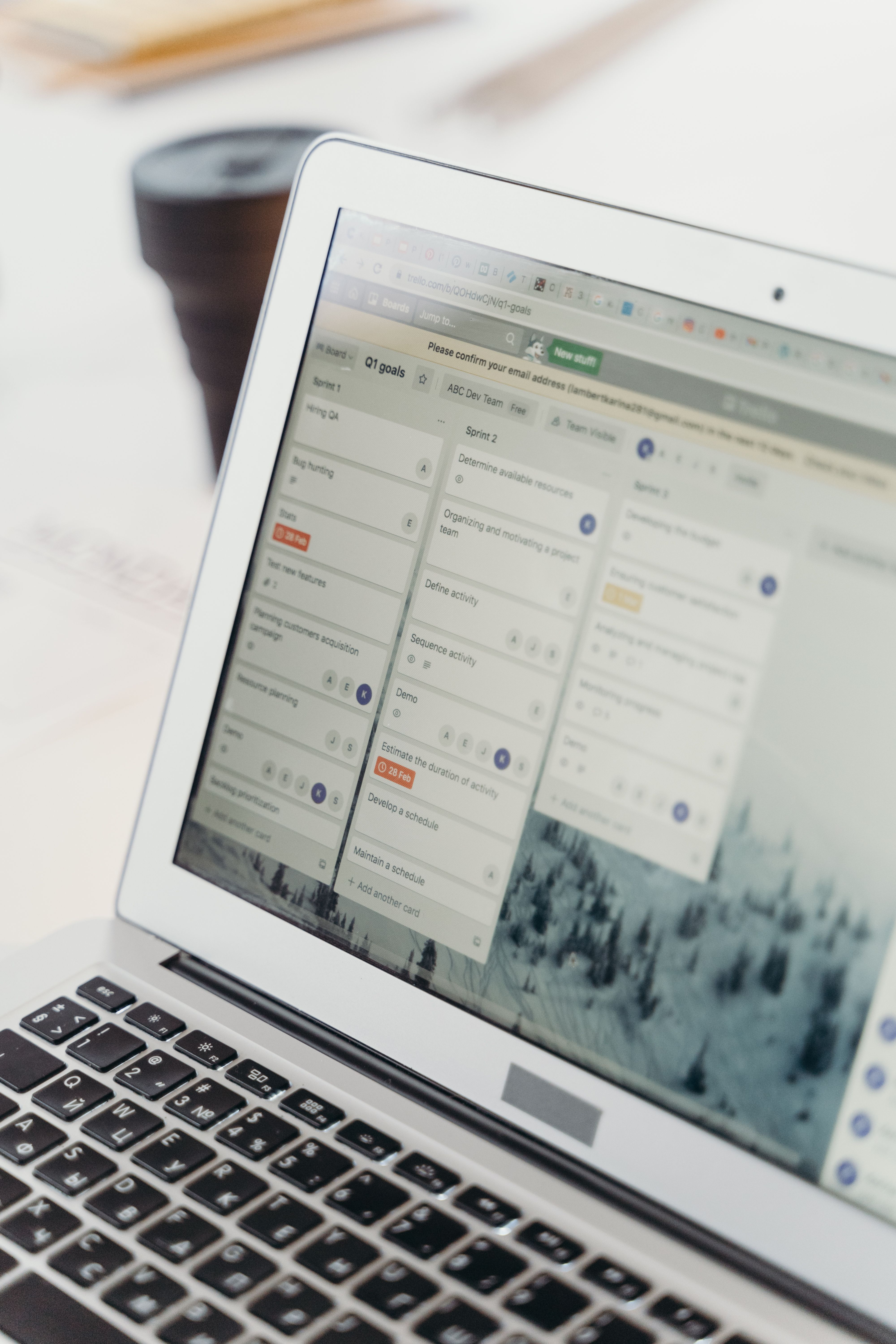 Person Using Black and Gray Laptop · Free Stock Photo