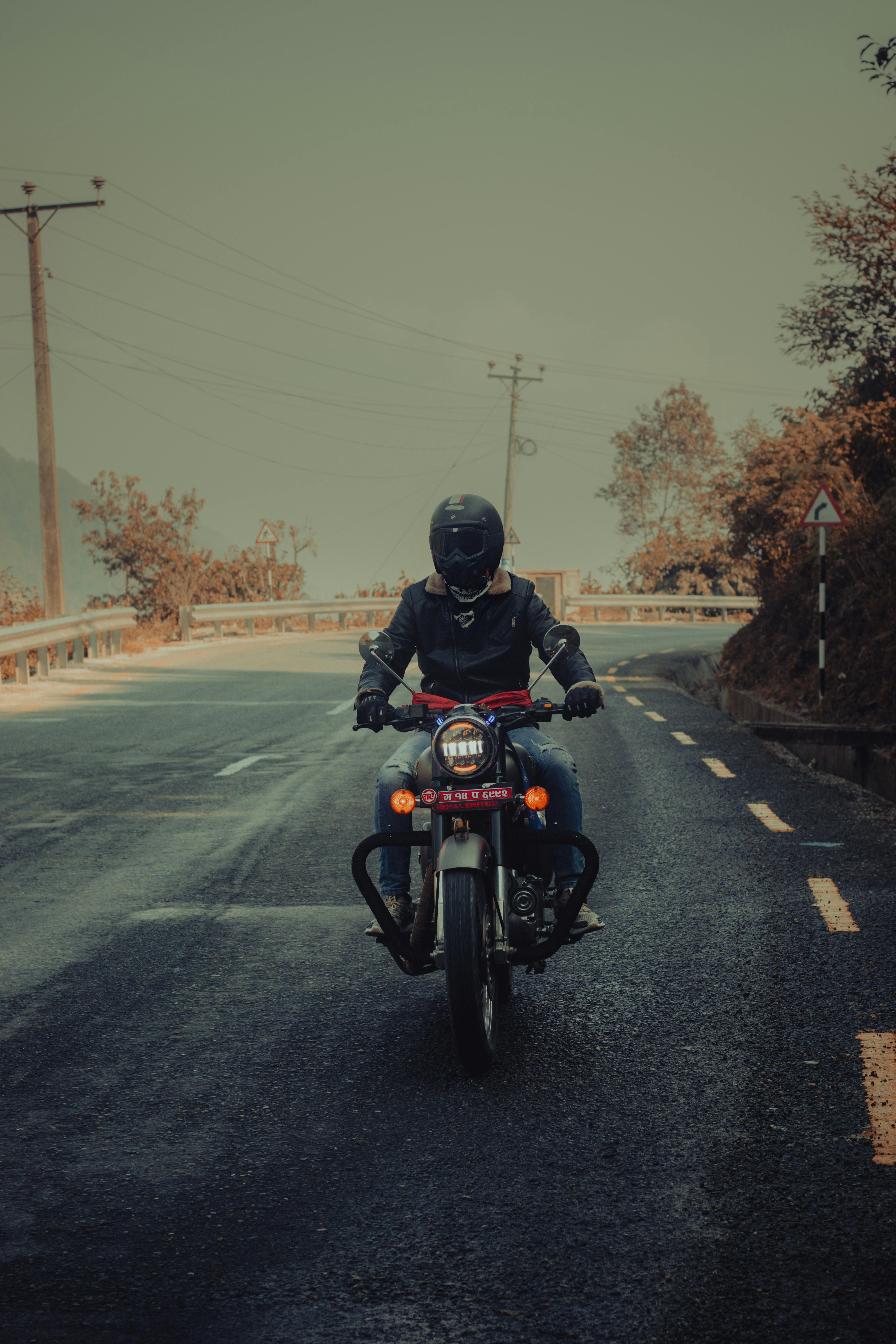 Black Fc317 Sf Motorcycle · Free Stock Photo