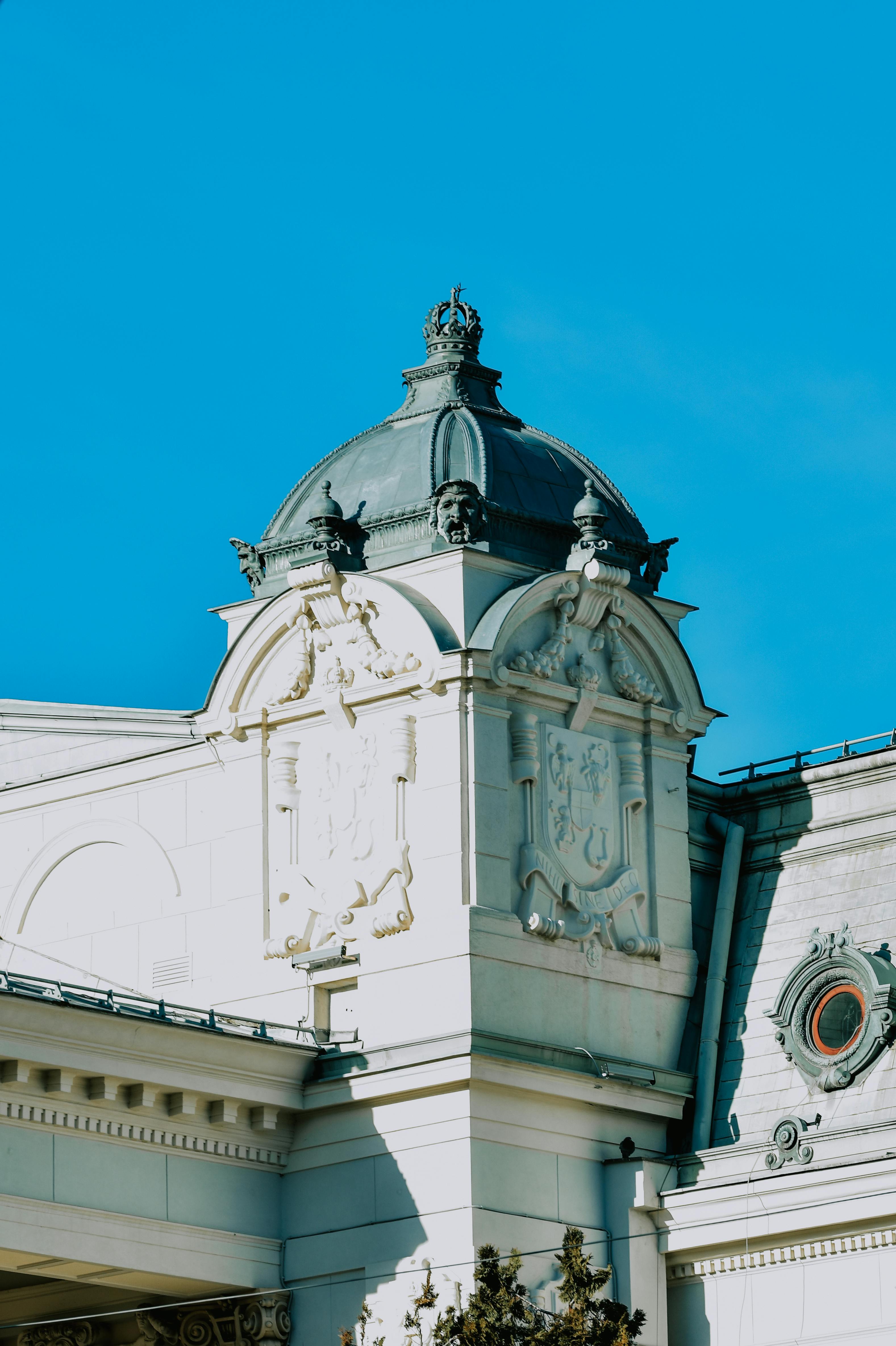 Exterior Design of a Red and White Building · Free Stock Photo