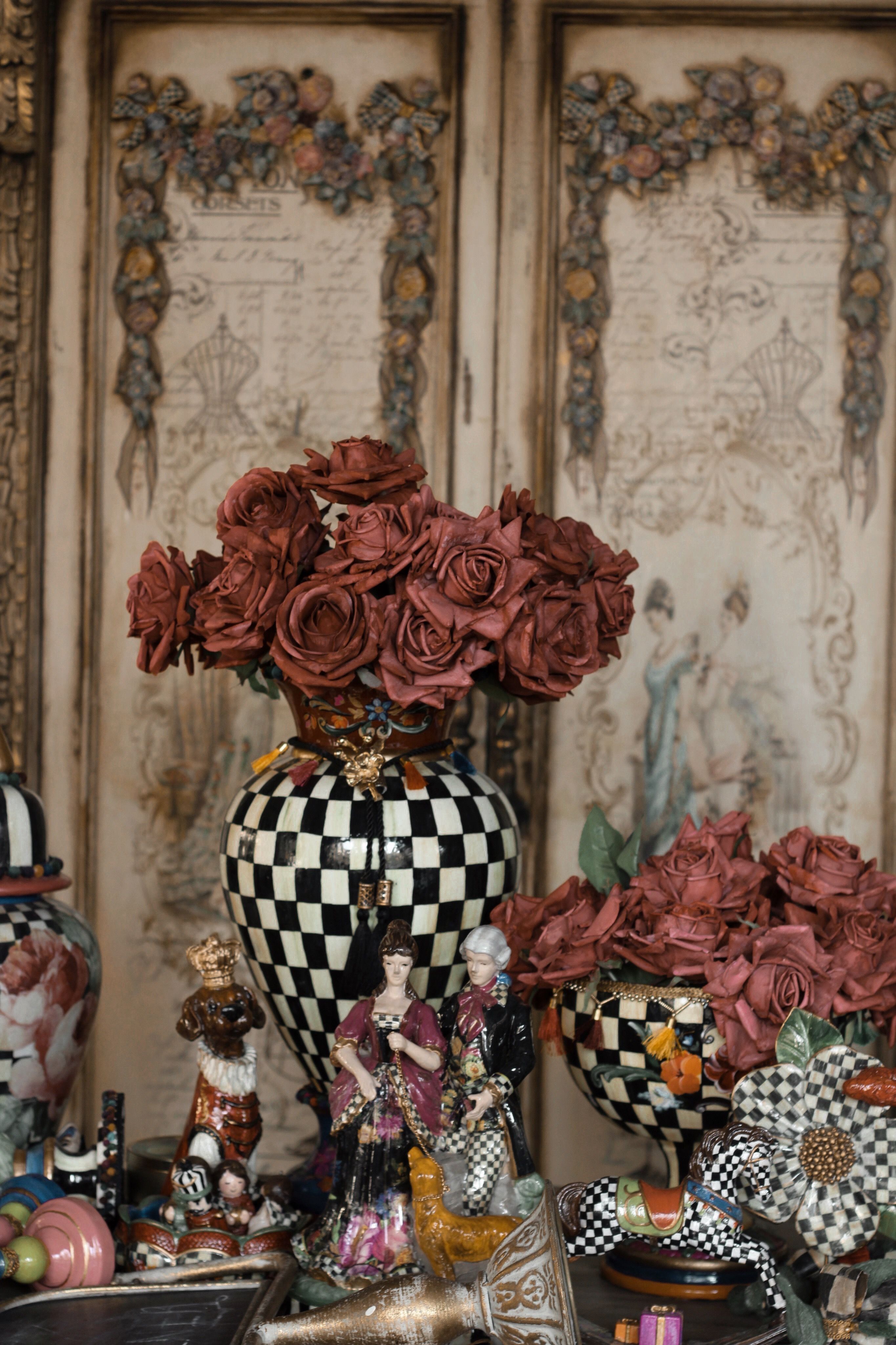 Roses in Vases · Free Stock Photo