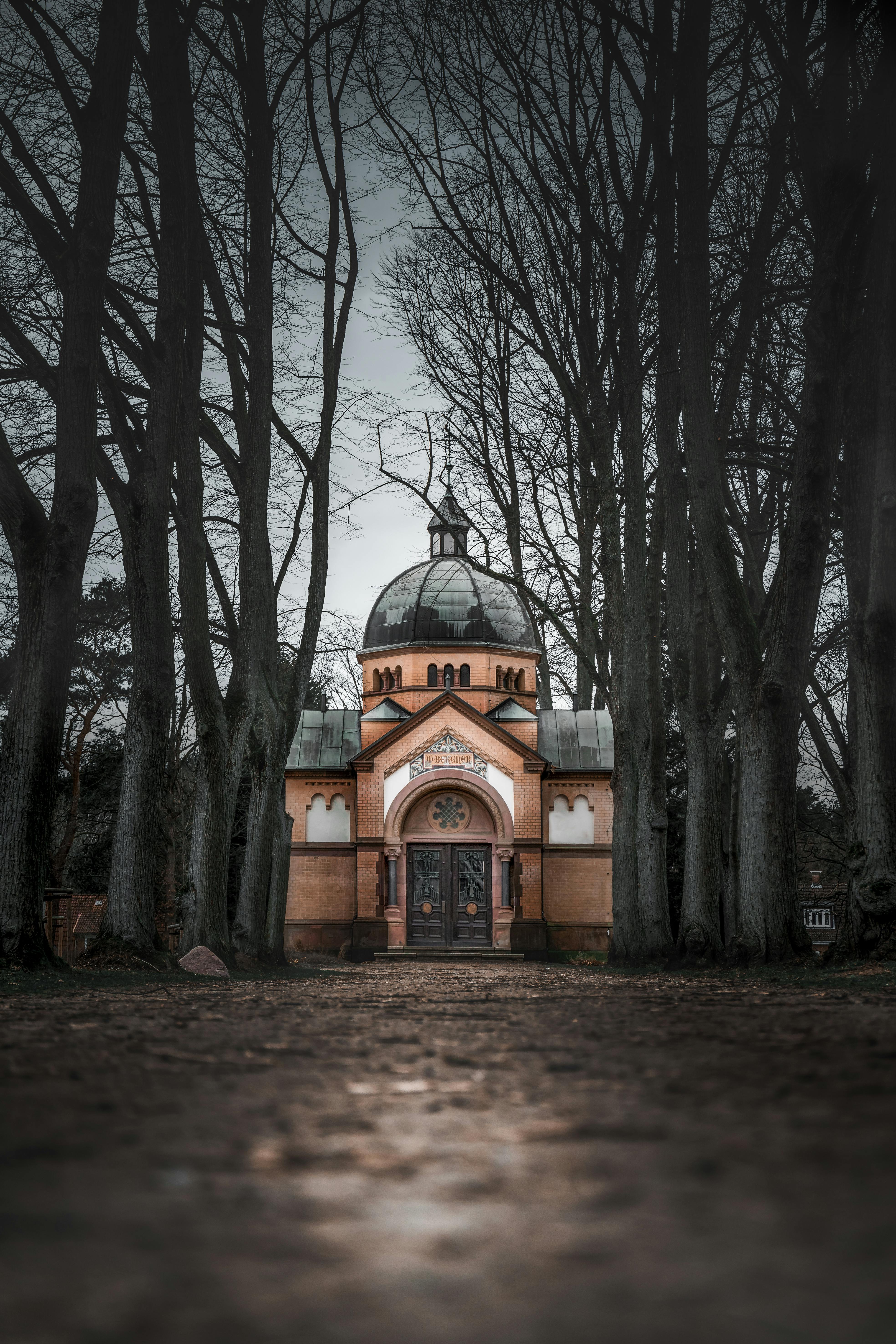 Beige Church Photos, Download The BEST Free Beige Church Stock Photos ...