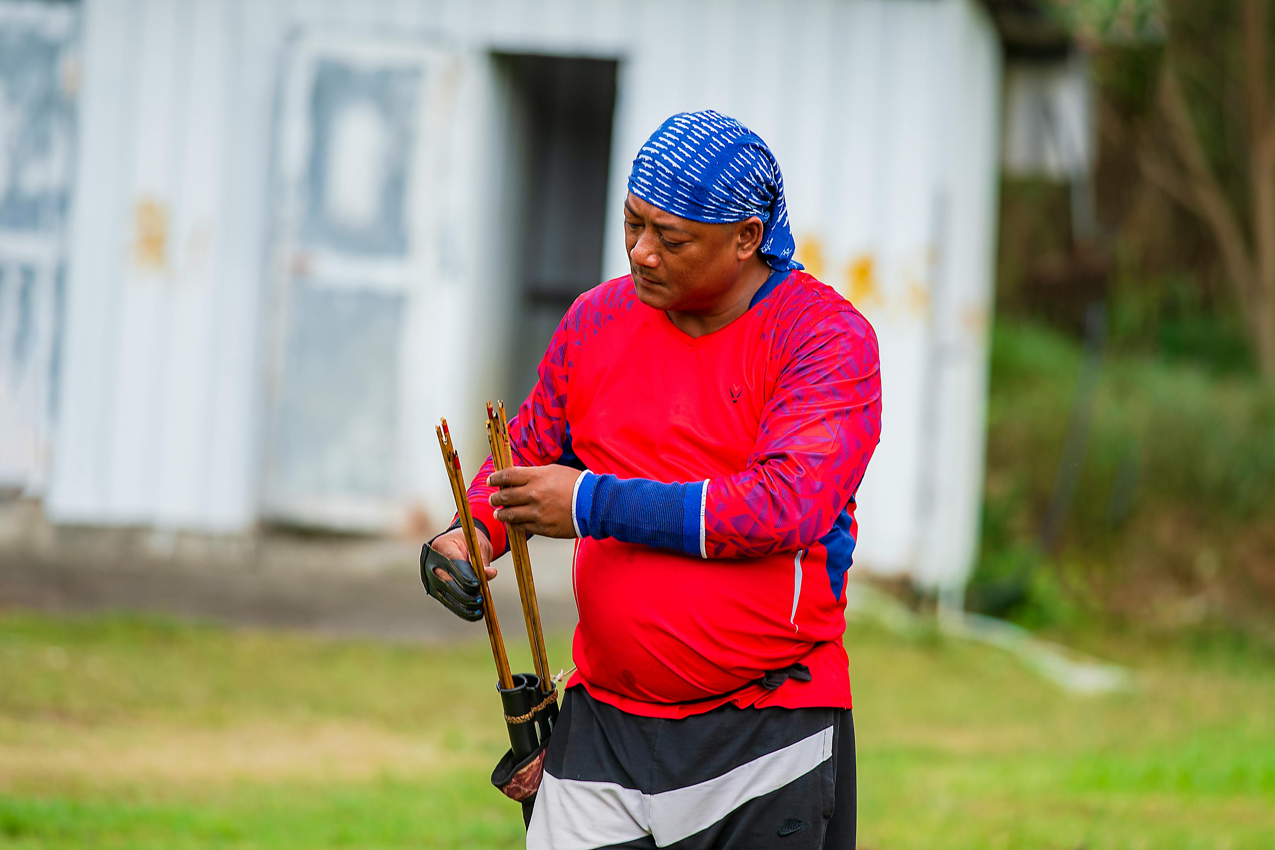 Archery Target on Green Grass · Free Stock Photo