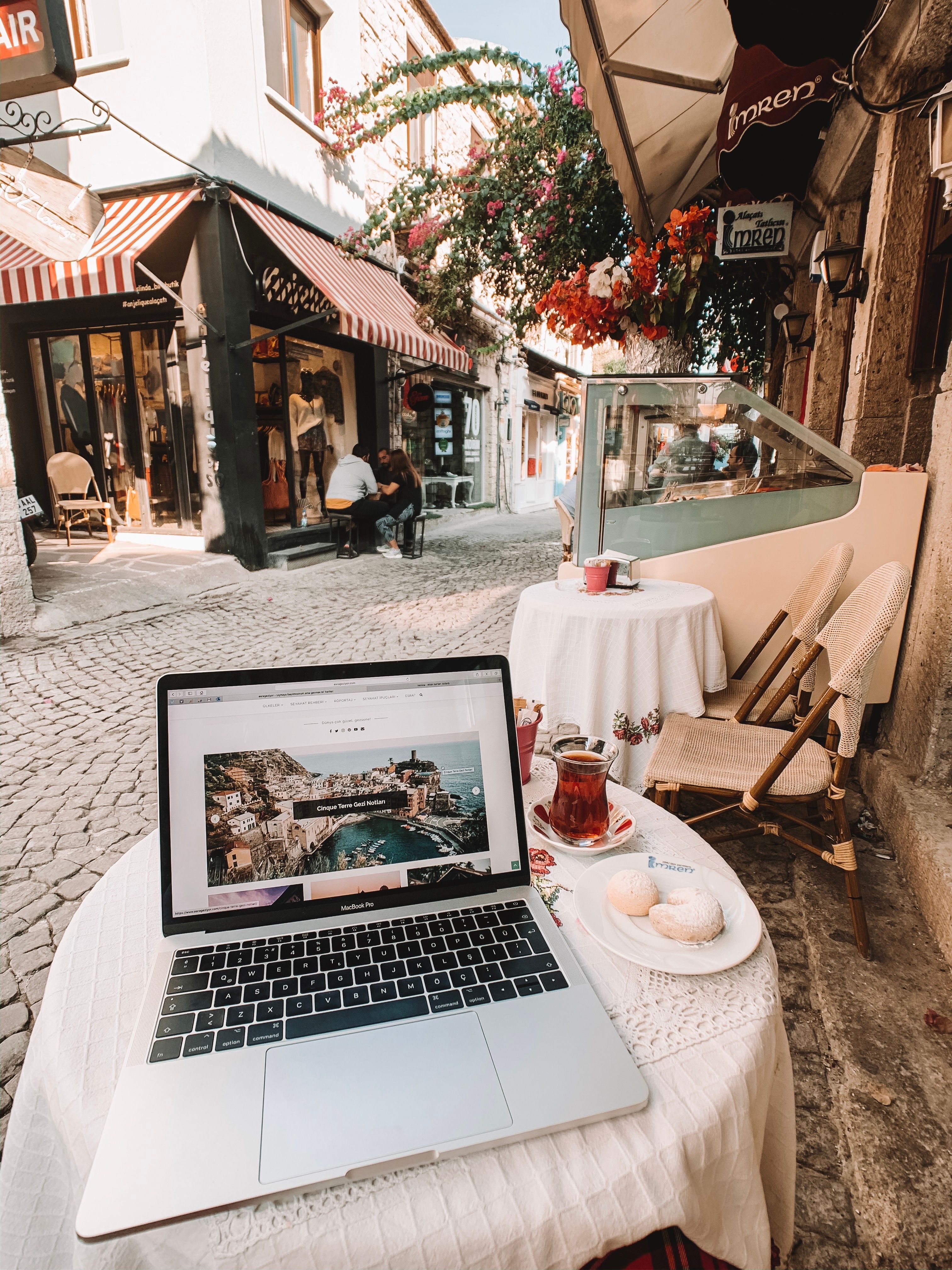 Working On Computer Photos, Download The BEST Free Working On Computer ...