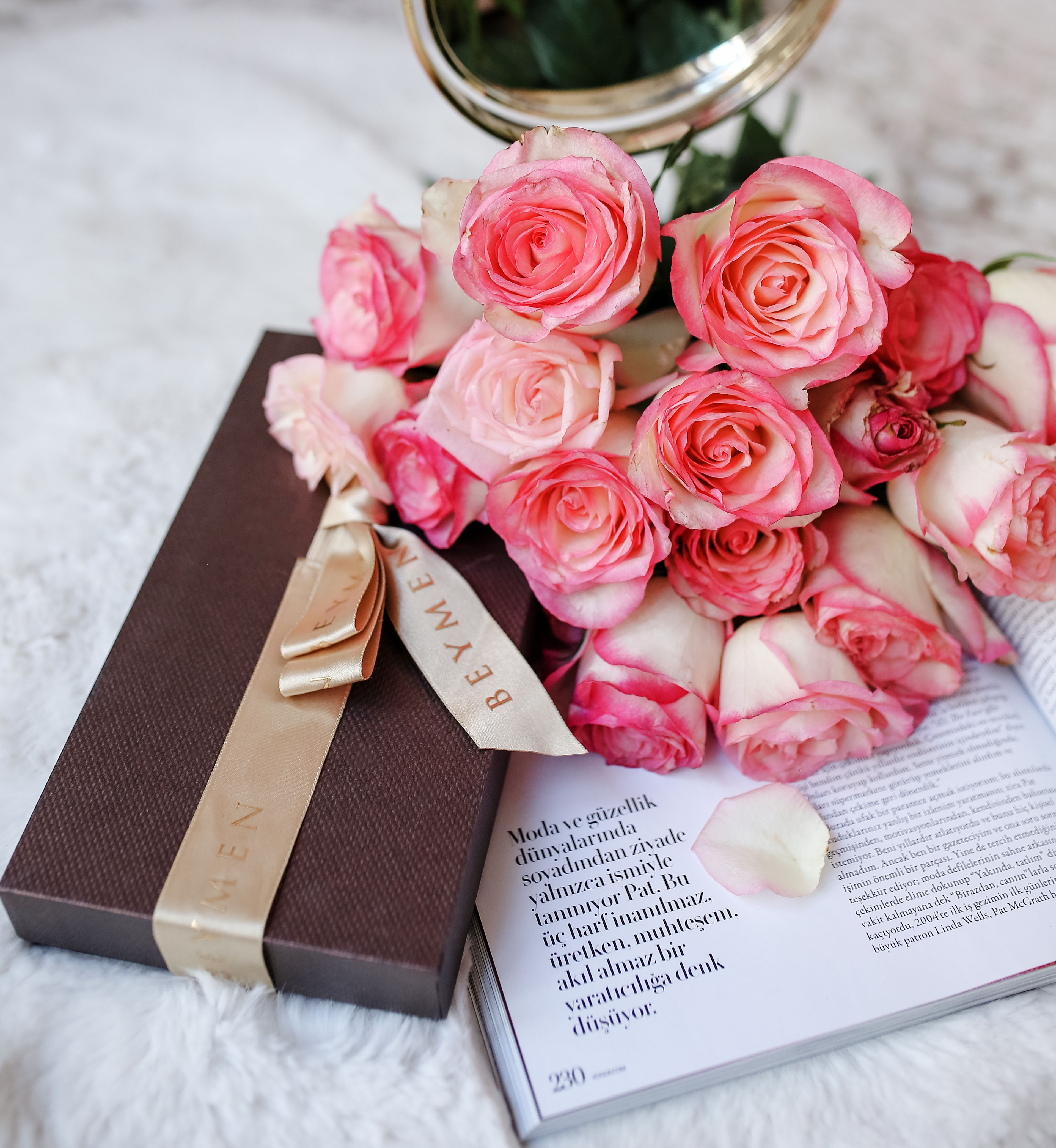 Rosa Box Photos, Download The BEST Free Rosa Box Stock Photos & HD Images