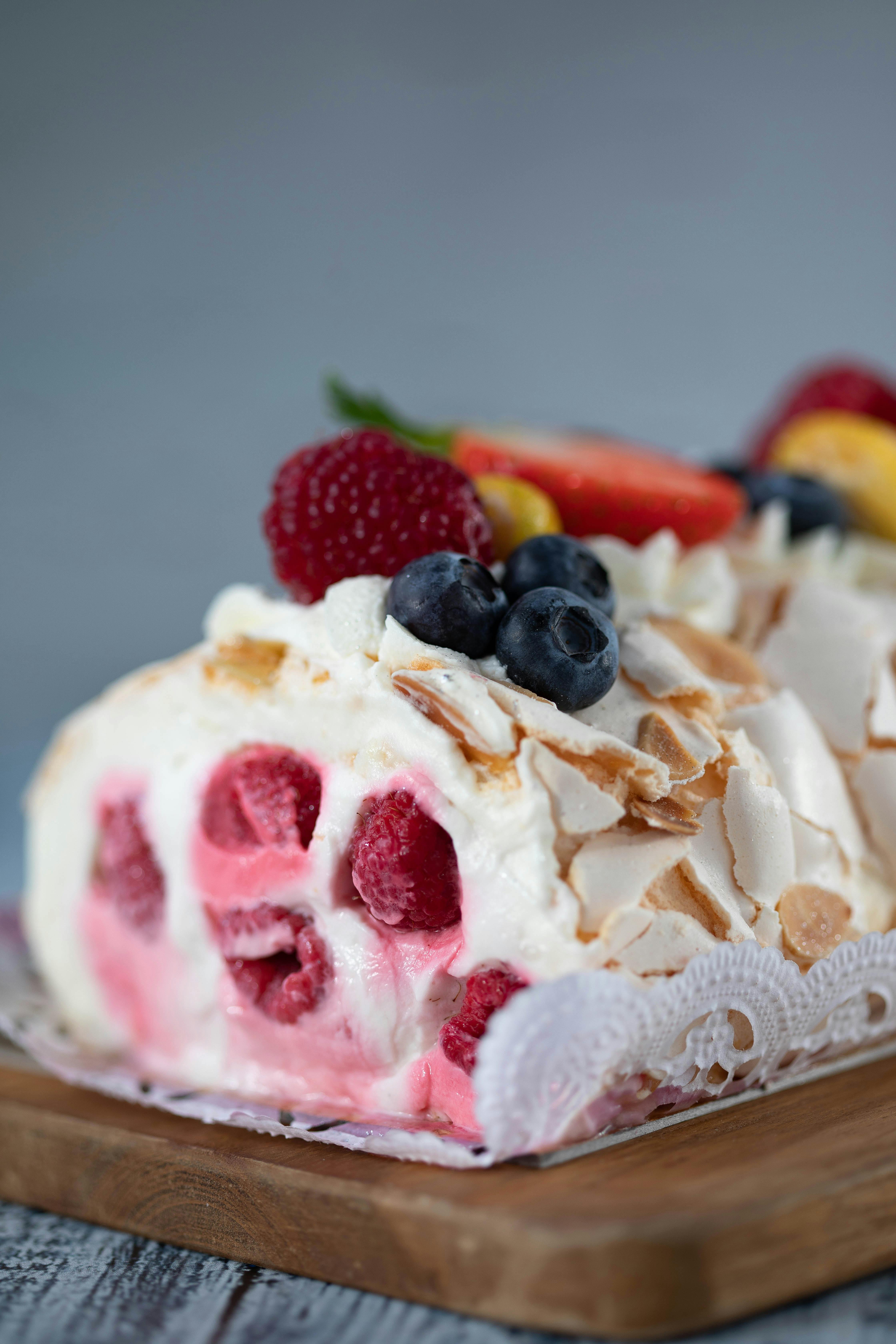 Close Up Photo of Sweet Roll · Free Stock Photo